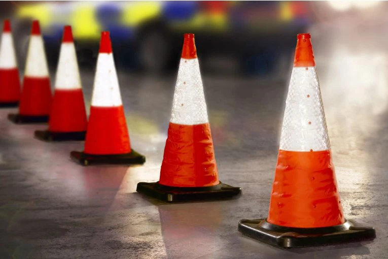 G Scalable Height Plastic Telescopic Foldable Road Traffic Cone - Buy ...