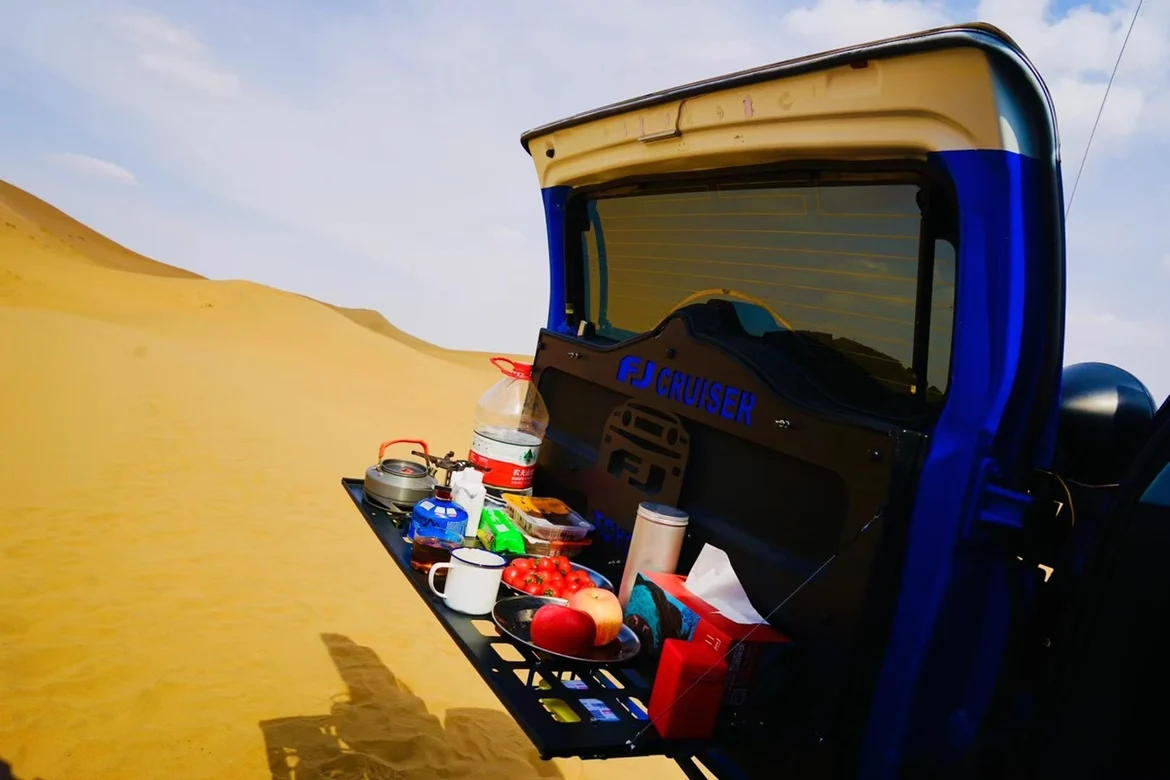 Toyota FJ Cruiser Rear Door Magnesium Aluminum Extension Table