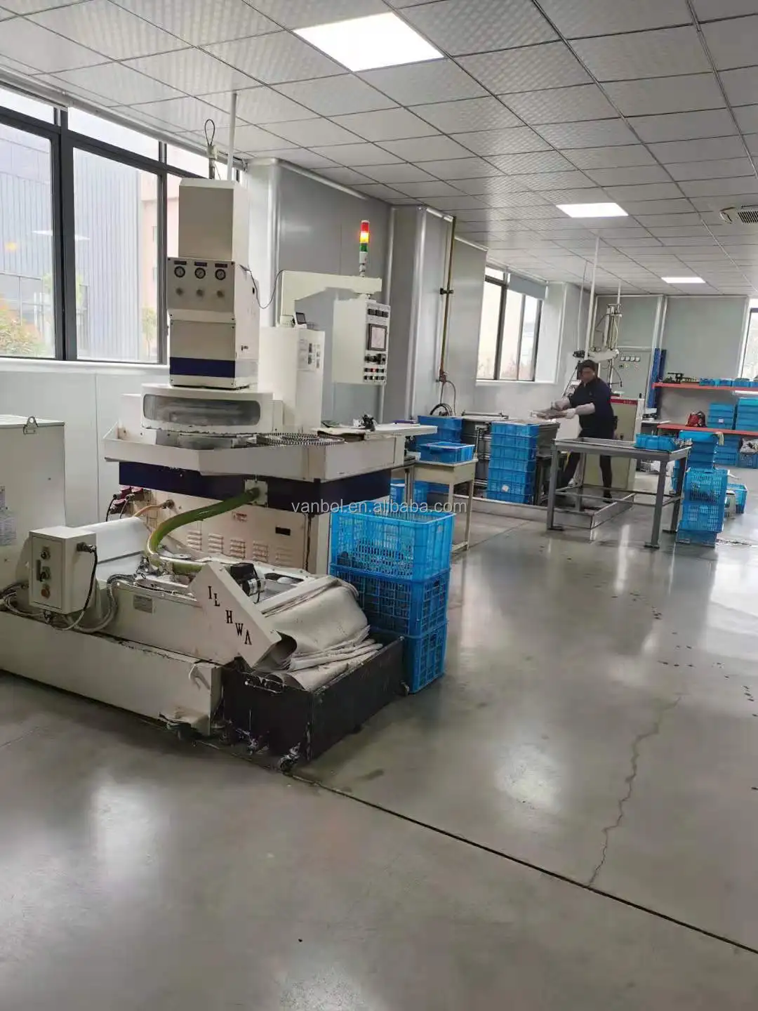 汽车燃油滤清器总成2214701790 221 470 17 90 2214701390适用于梅赛德斯w221 - Buy 燃油泵总成 ...