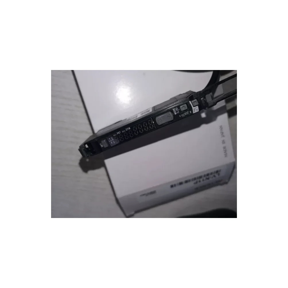 Multifunctional Fs-v22r Digital Laser Cmos Original Keyence Sensor With ...