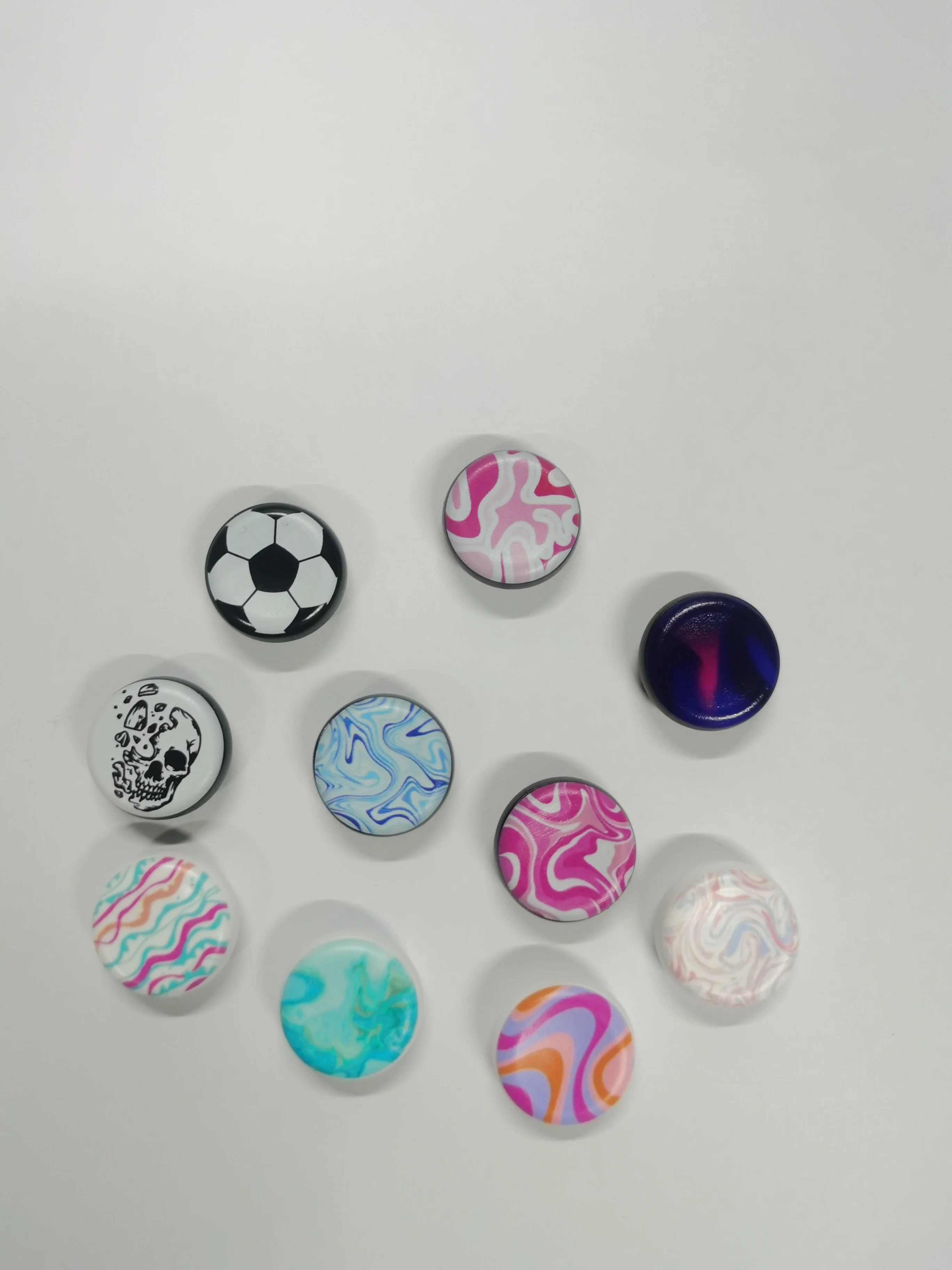 Hot Pop Puck Fidget Magnet Toy Poppuck Sockets Silicone Trick Magnet ...