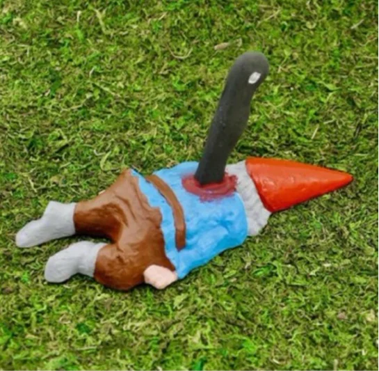 Creative Murdered Gnome Garden Statues For Outdoor And Indoor ...