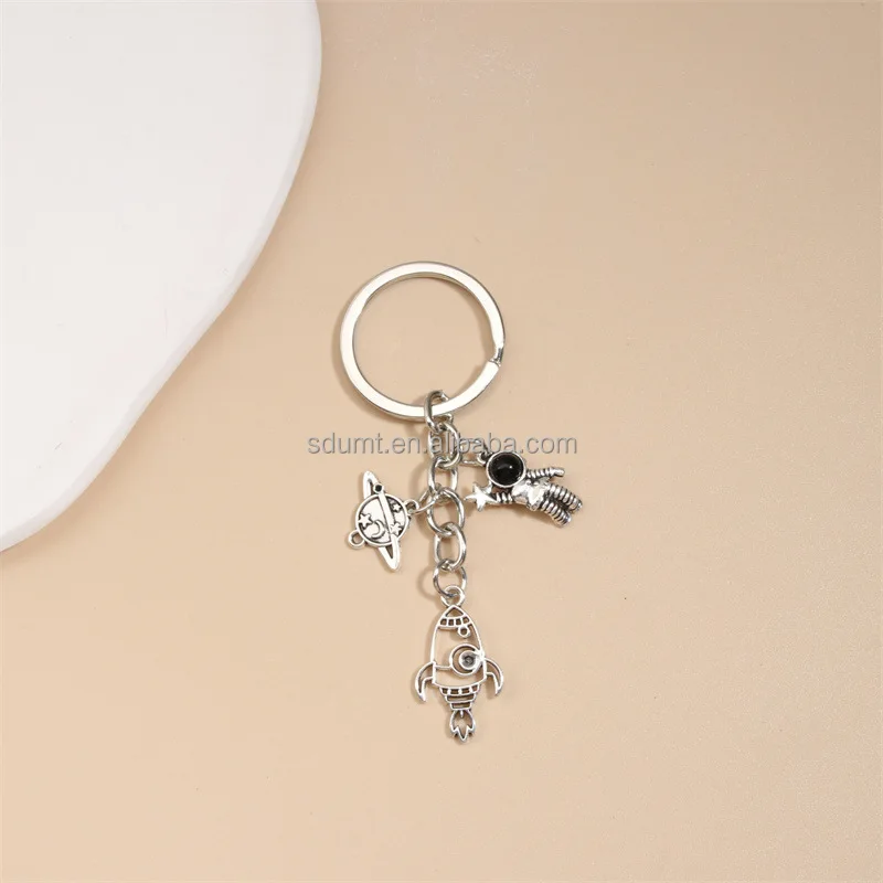 Custom Creative Anime Cute Cartoon Metal Key Ring Space Human Robot ...