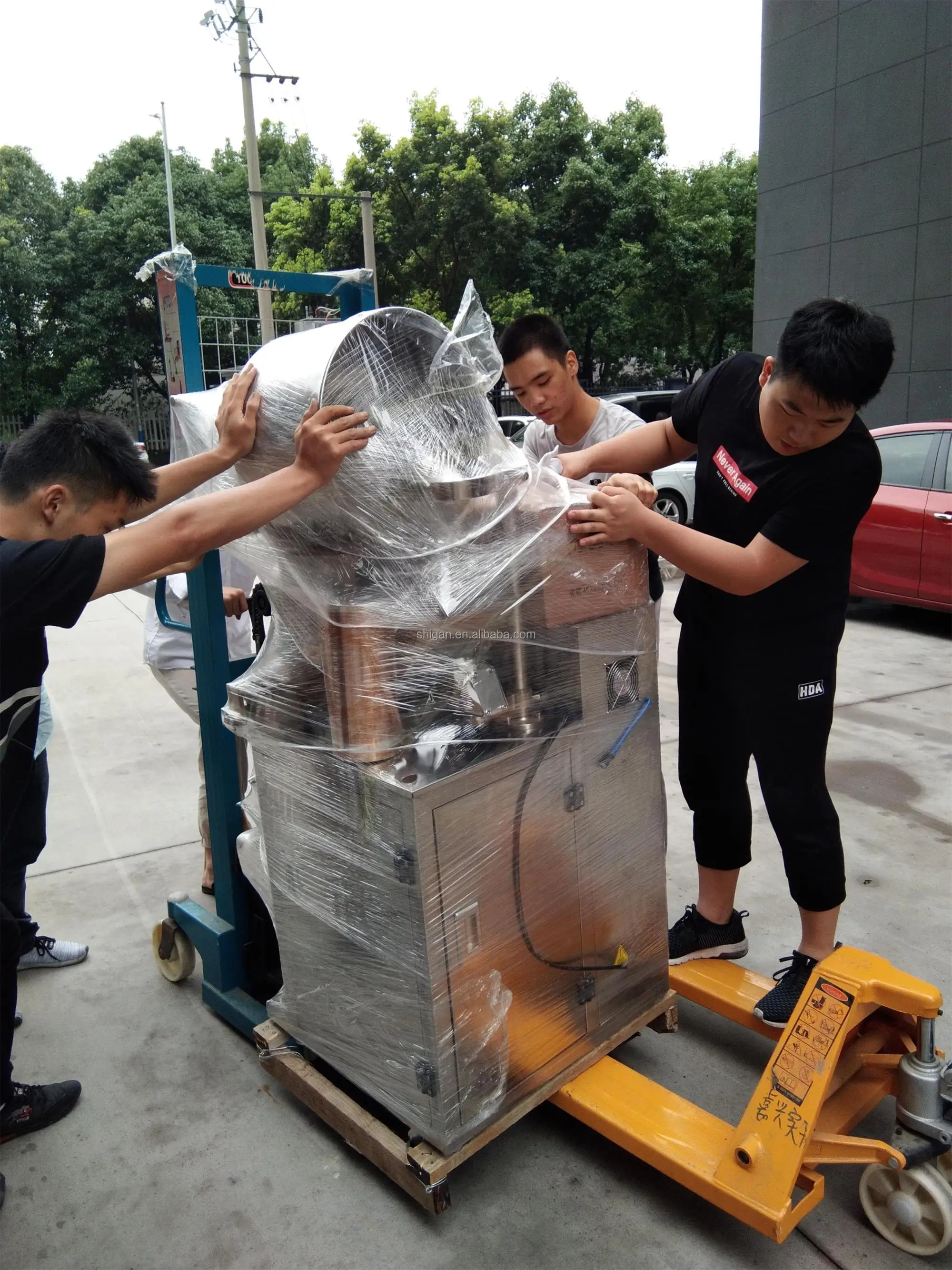 Low Cost Fully Automatic150 1kg Flour Packing Machine - Buy 1kg Flour ...