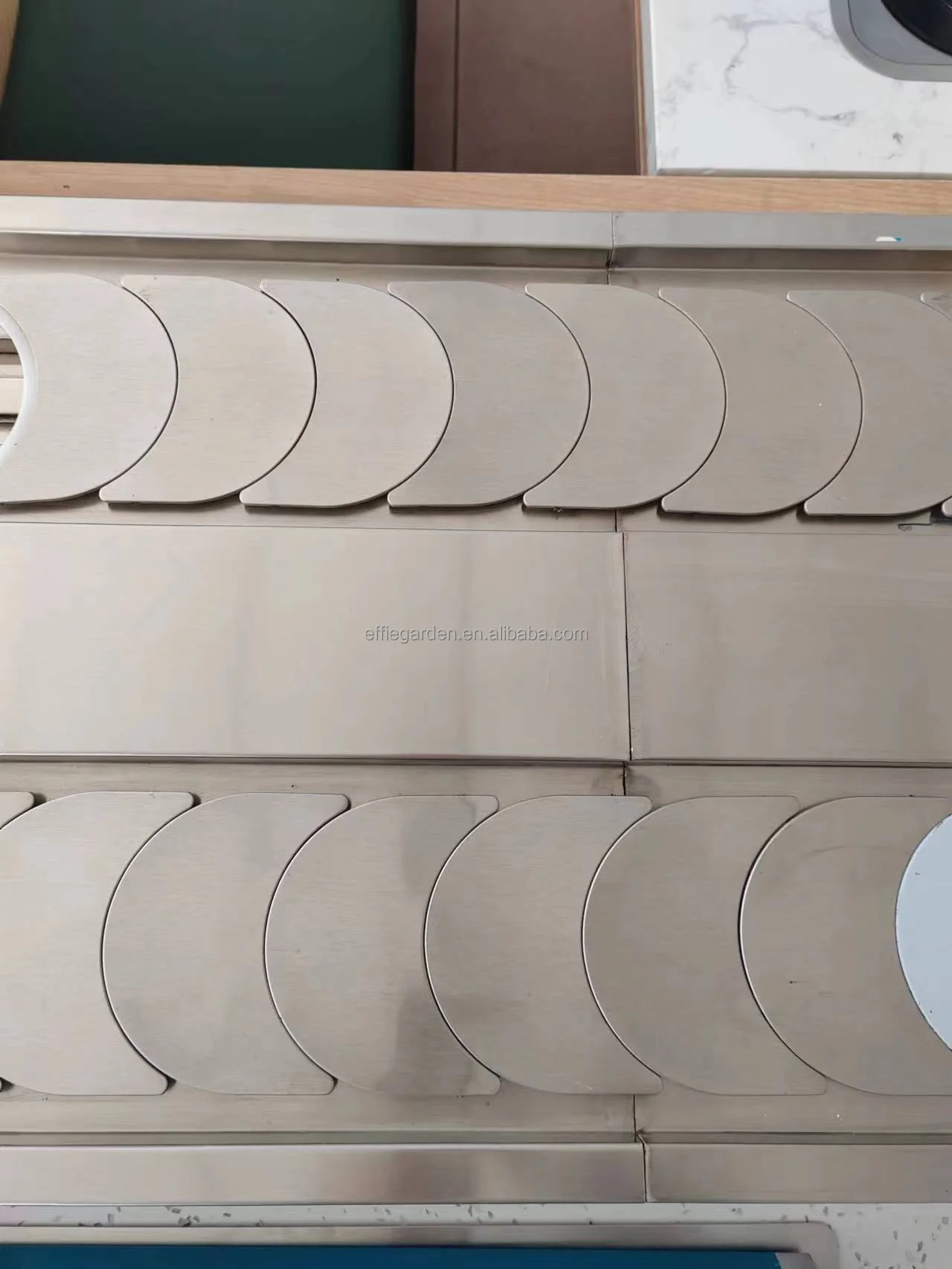 Rotary Sushi Conveyor Belt Shinkansen Sushi Train Food Delivery System ...