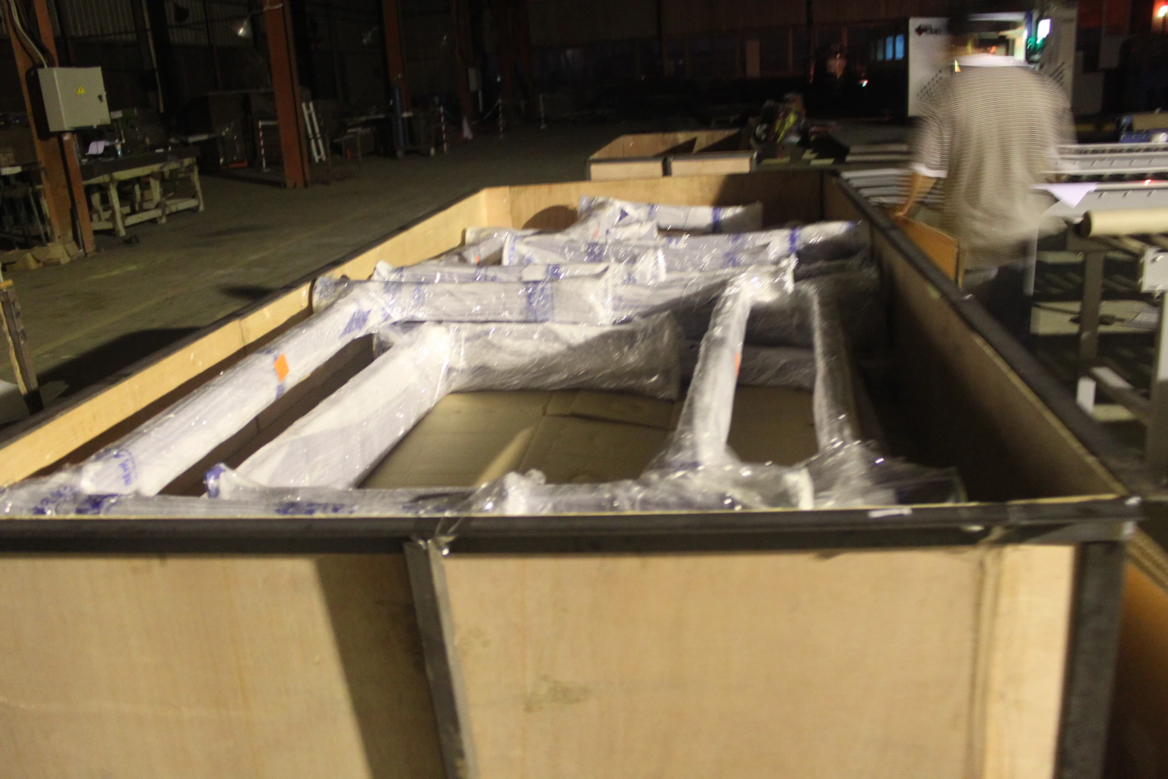 Heavy Duty Gravity Roller Conveyor for Efficient Material Handling in ...