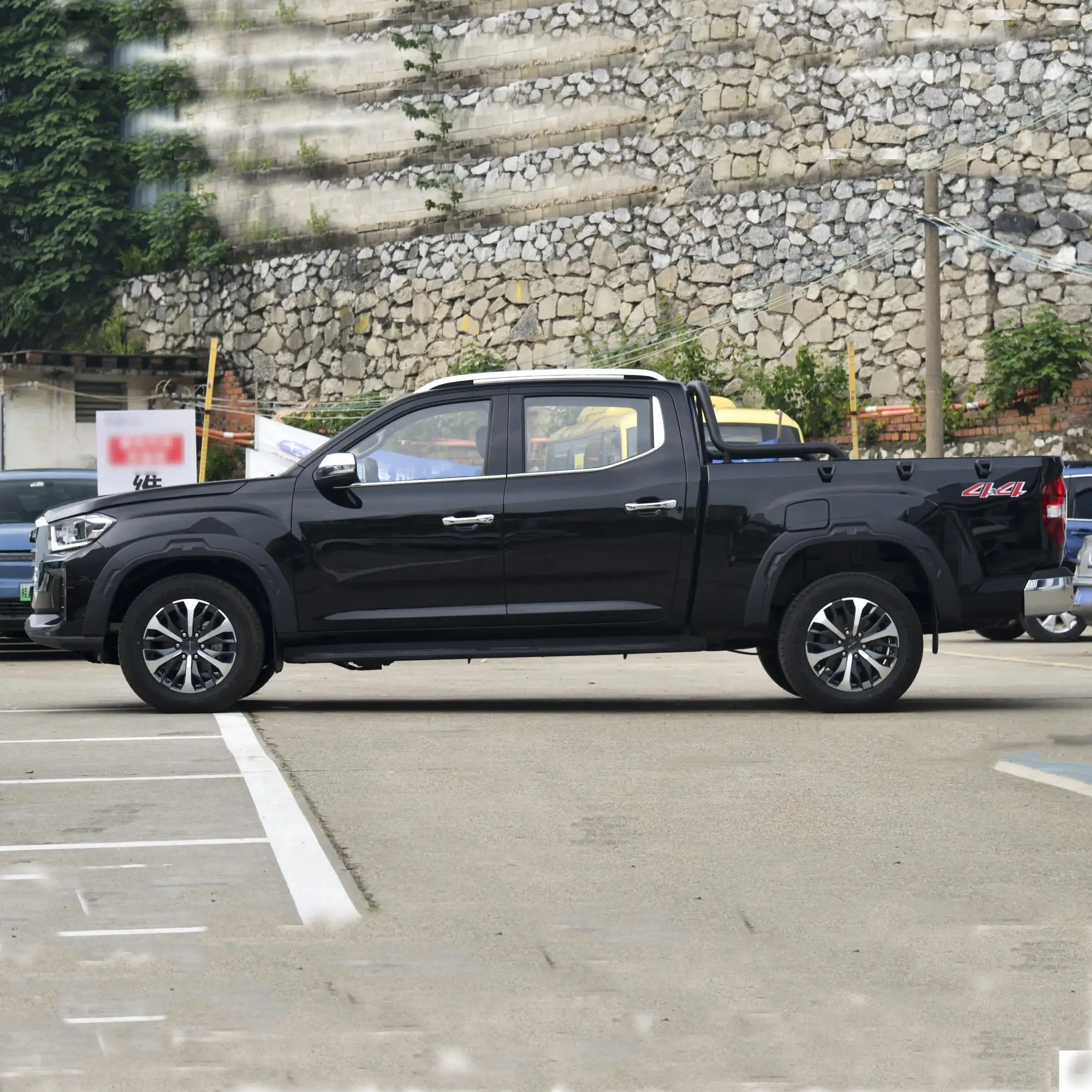 Saic Maxus Pickup 2023 2.0t Manual Gasoline Two-wheel Drive Smart Collar Version Long Box - Buy ...