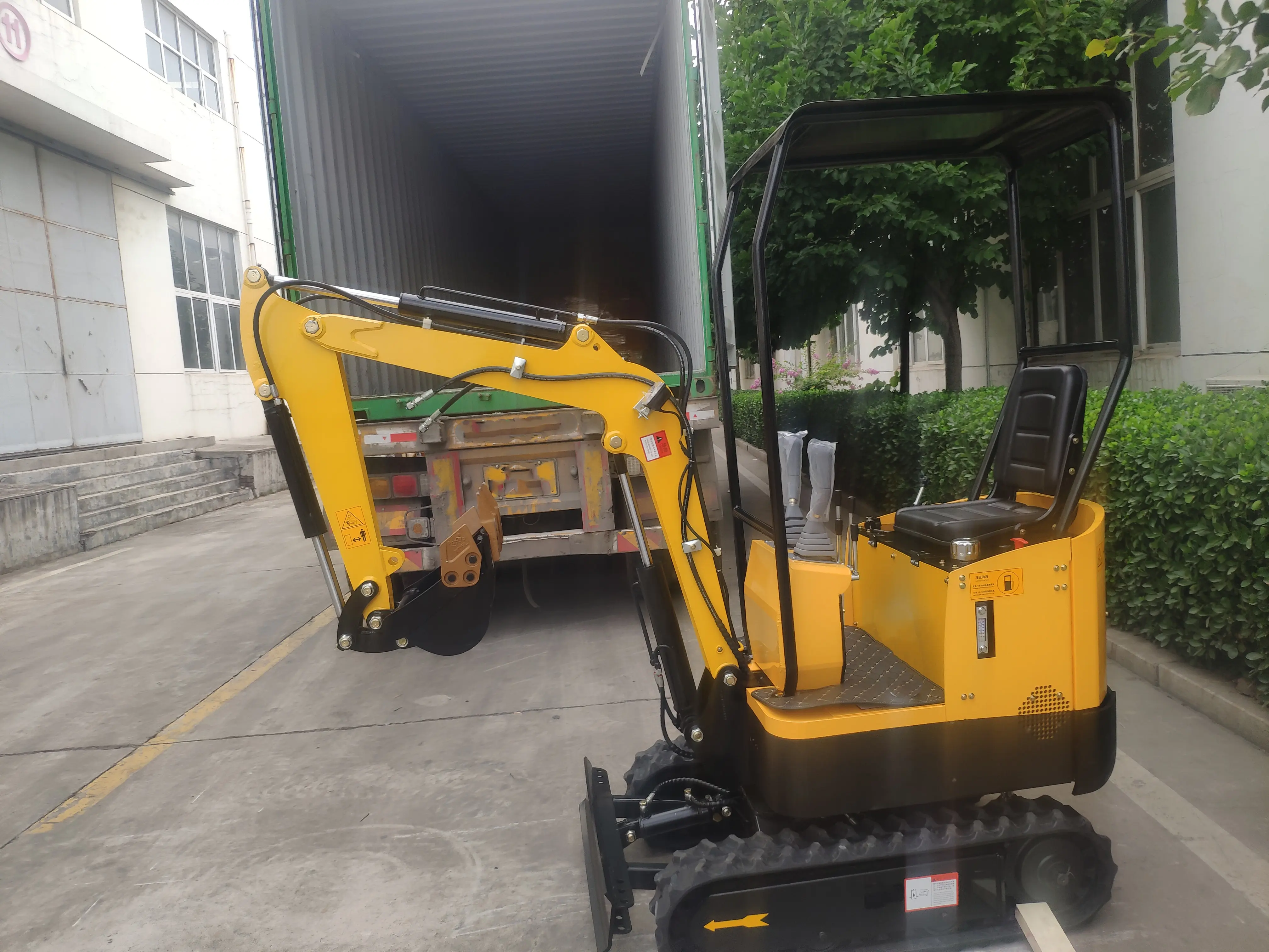 1 Ton Digger Wheel Excavator Mini Excavator Minipelles For Sale Prices ...