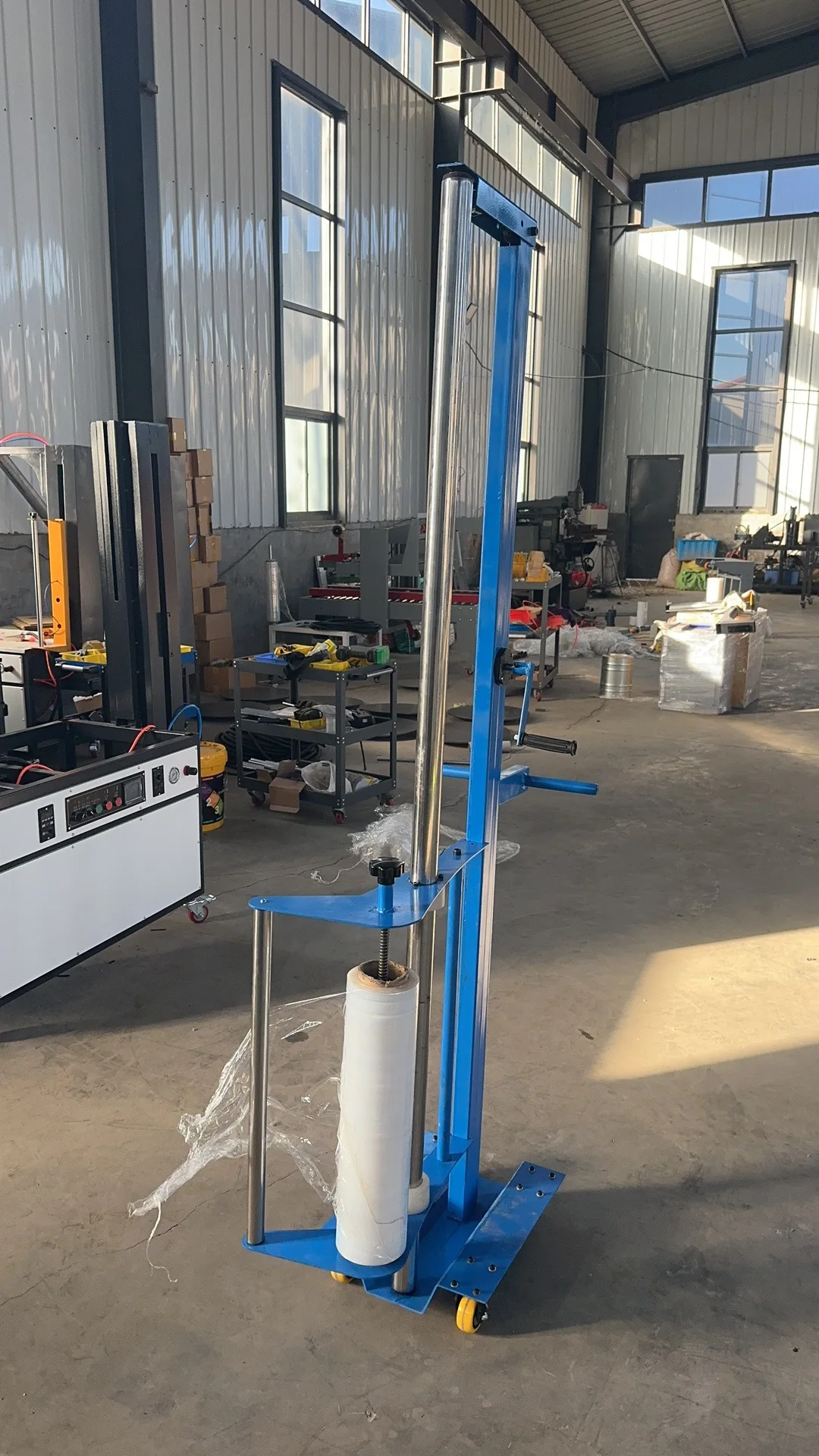 Wallepac Easy To Operate Mobile Vertical Pallet Wrapper Manual Pp Flim ...