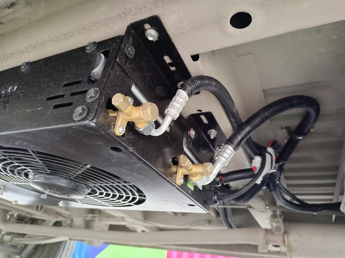 Truck RV air Conditioner, Ultra-thin 12V /24V air Conditioner - in Car Ac Unit, for Trucks, Bus ...