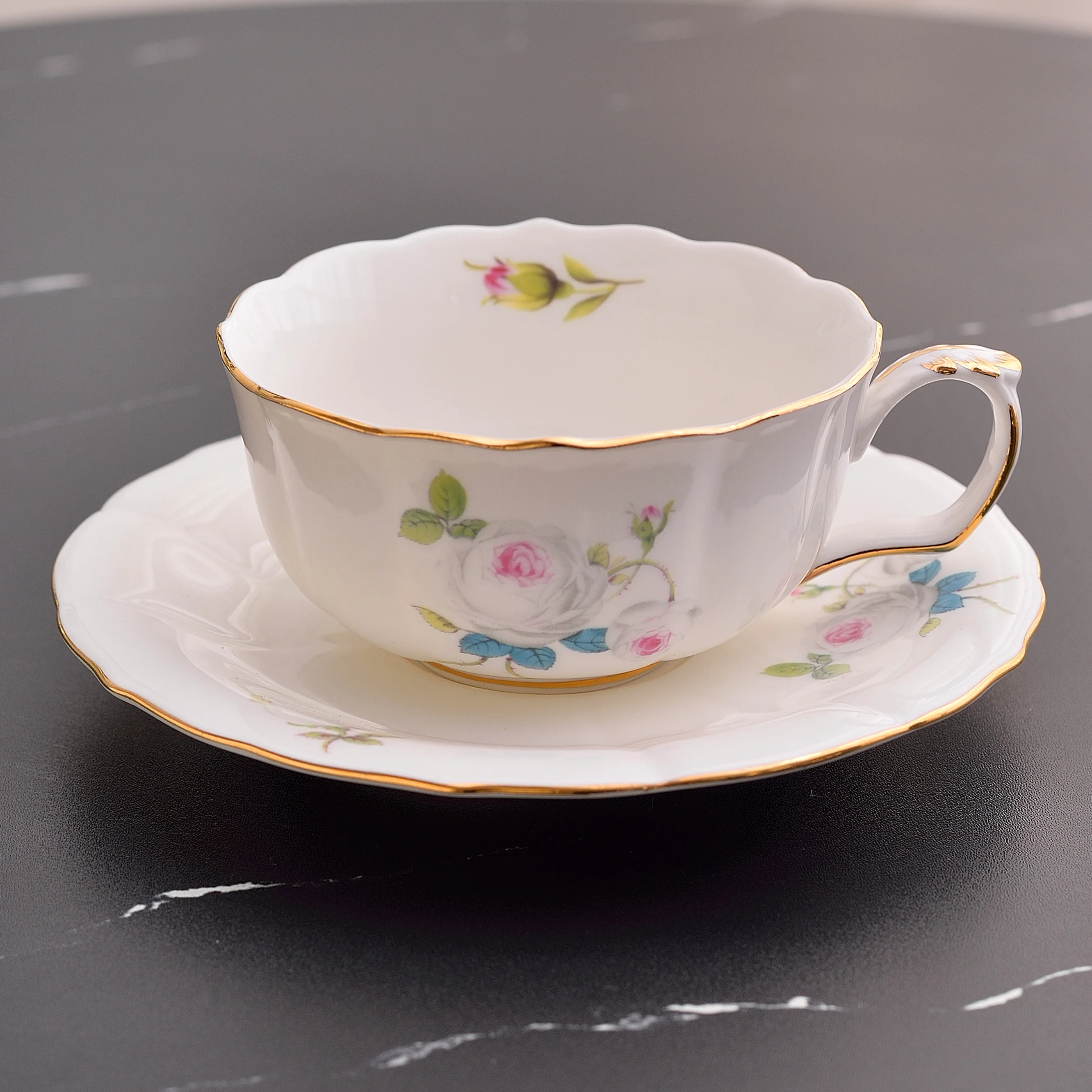 Fine Bone China Royal Tea Cup And Saucer New Design 4pcs Cups Set ...