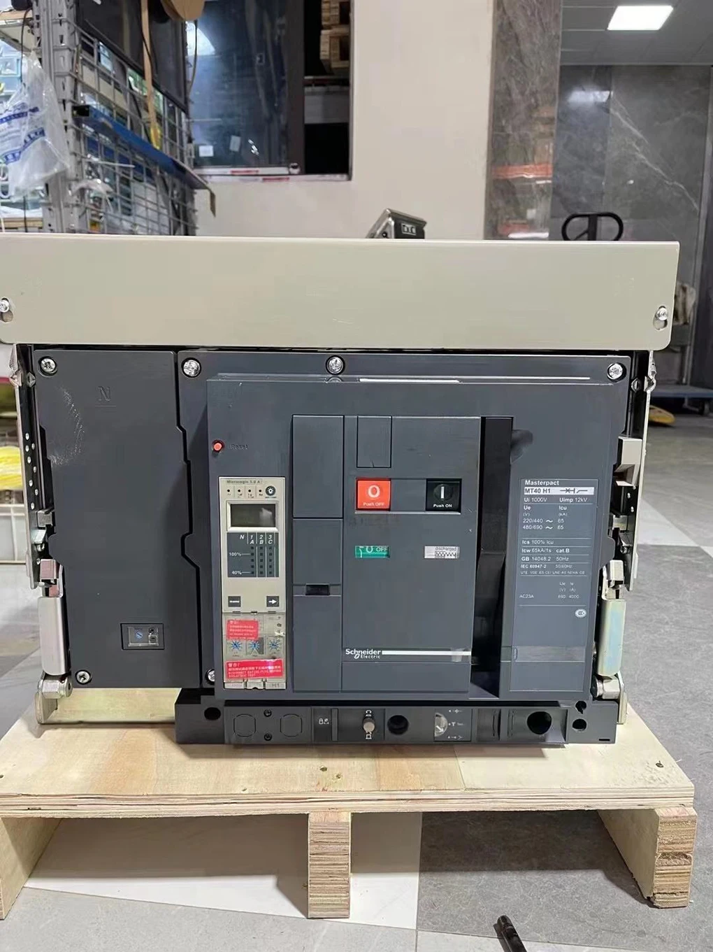 Nw40ha Air Circuit Breaker Masterpact Acb 4000a Acb Original And New ...