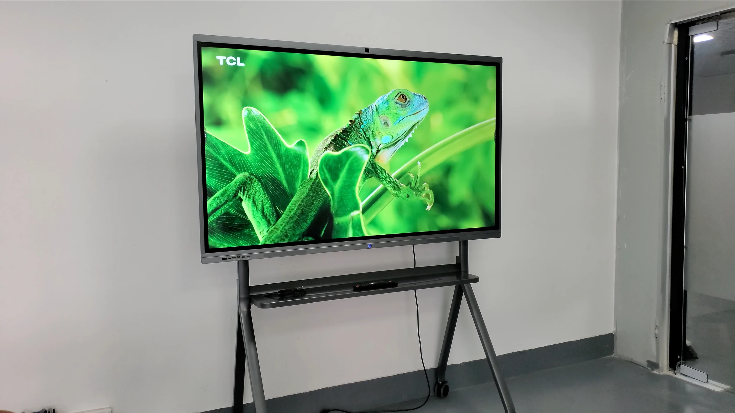 75 Inch Smart Interactive Tv Smooth Touch Screen Whiteboard Display For ...