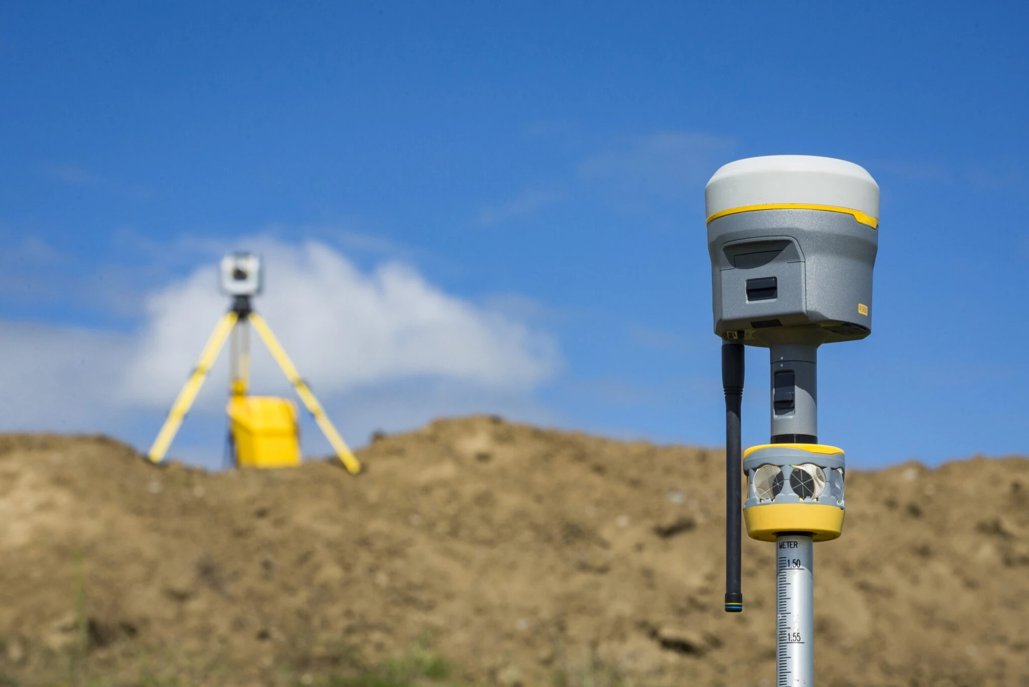 Trimble R980 GNSS RTK Base & Rover with TSC5 Controller, OEM