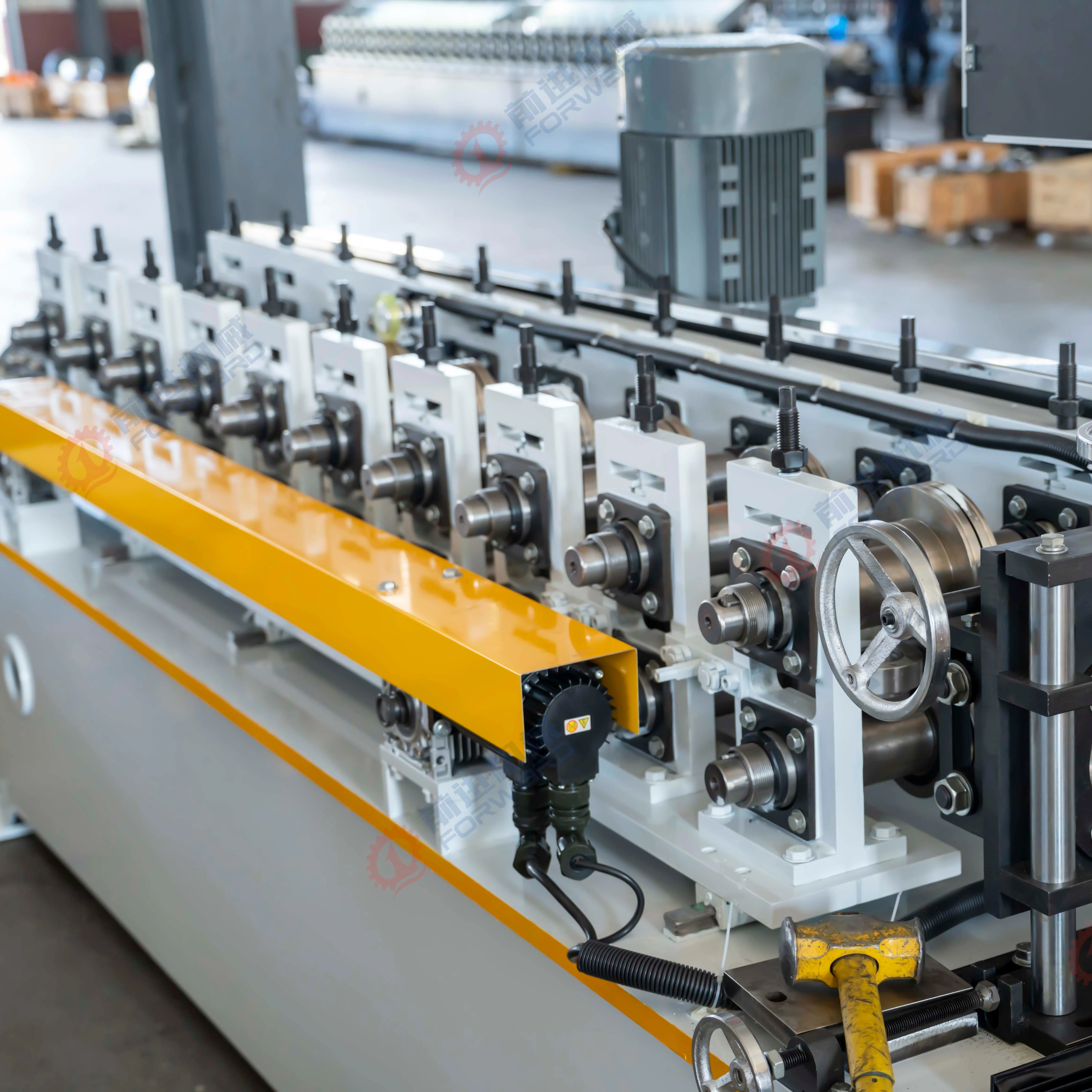 Fast Speed Metal Batten C Track U Stud Omega Profile Roll Forming ...