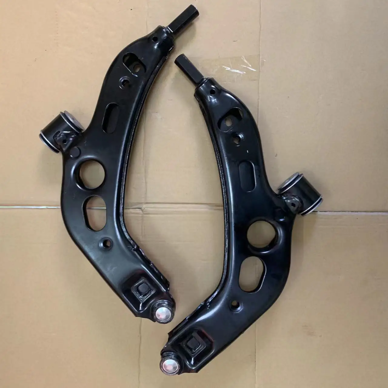 31126879843 31126879844 Front Control Arm Kit For Bmw Mini X1 F39 F45 ...