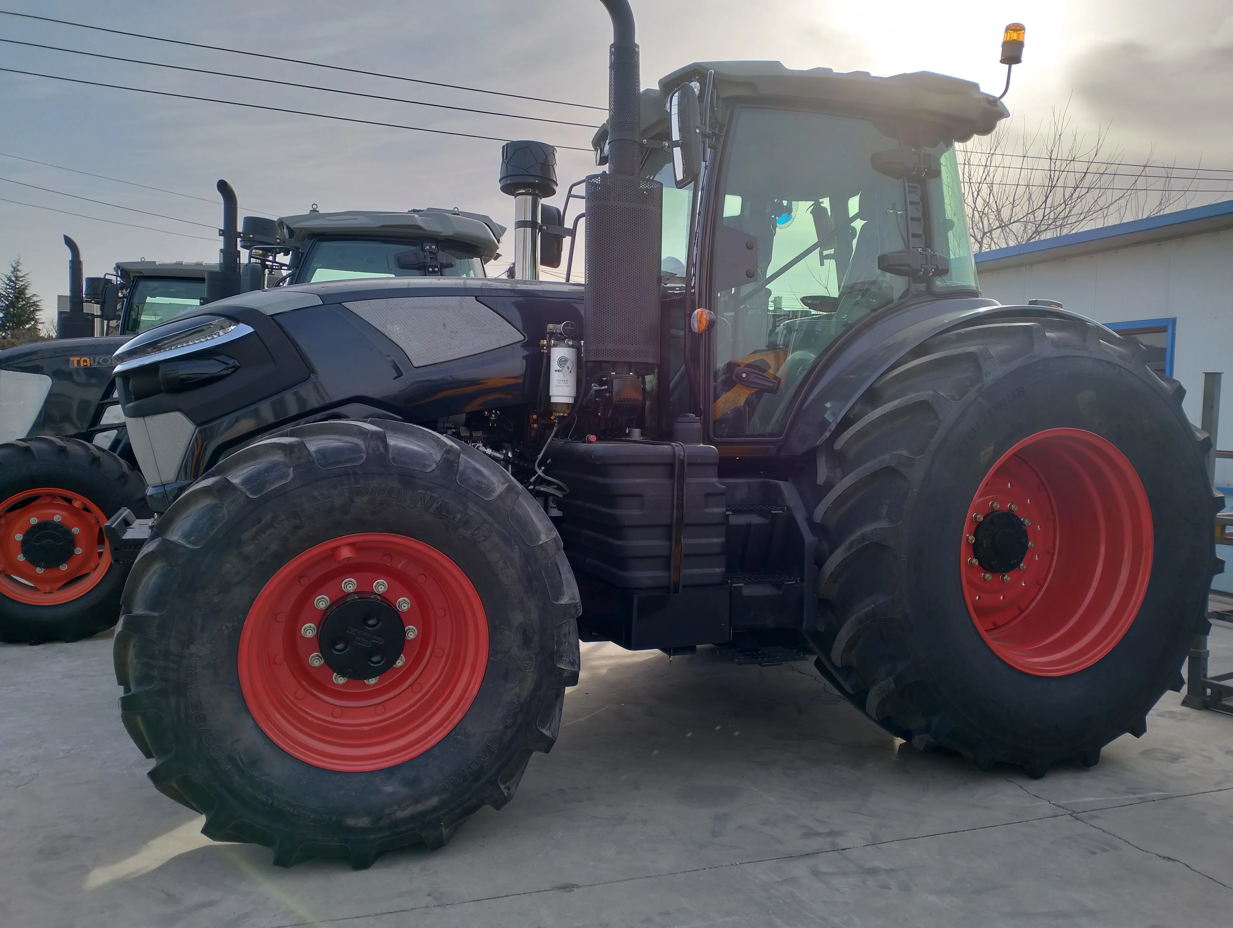 Cheap China Tractor - 280HP Farm Tractor 4x4 for Agriculture