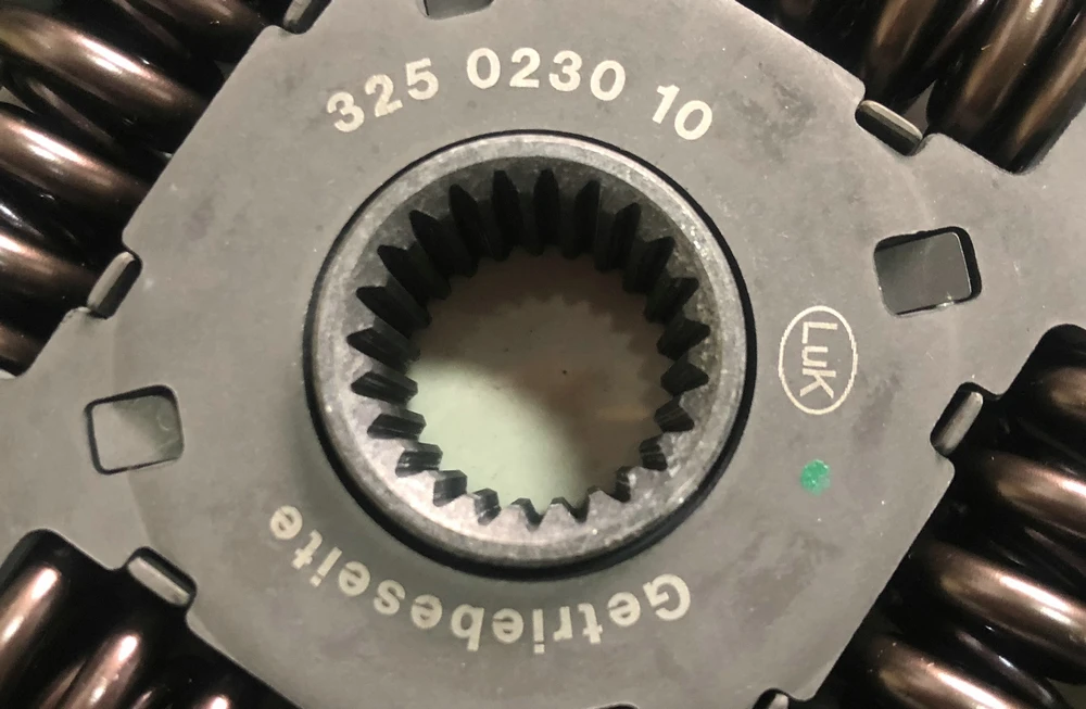 Original LUK Clutch Kit for Ford Ranger Transit T6 2.2