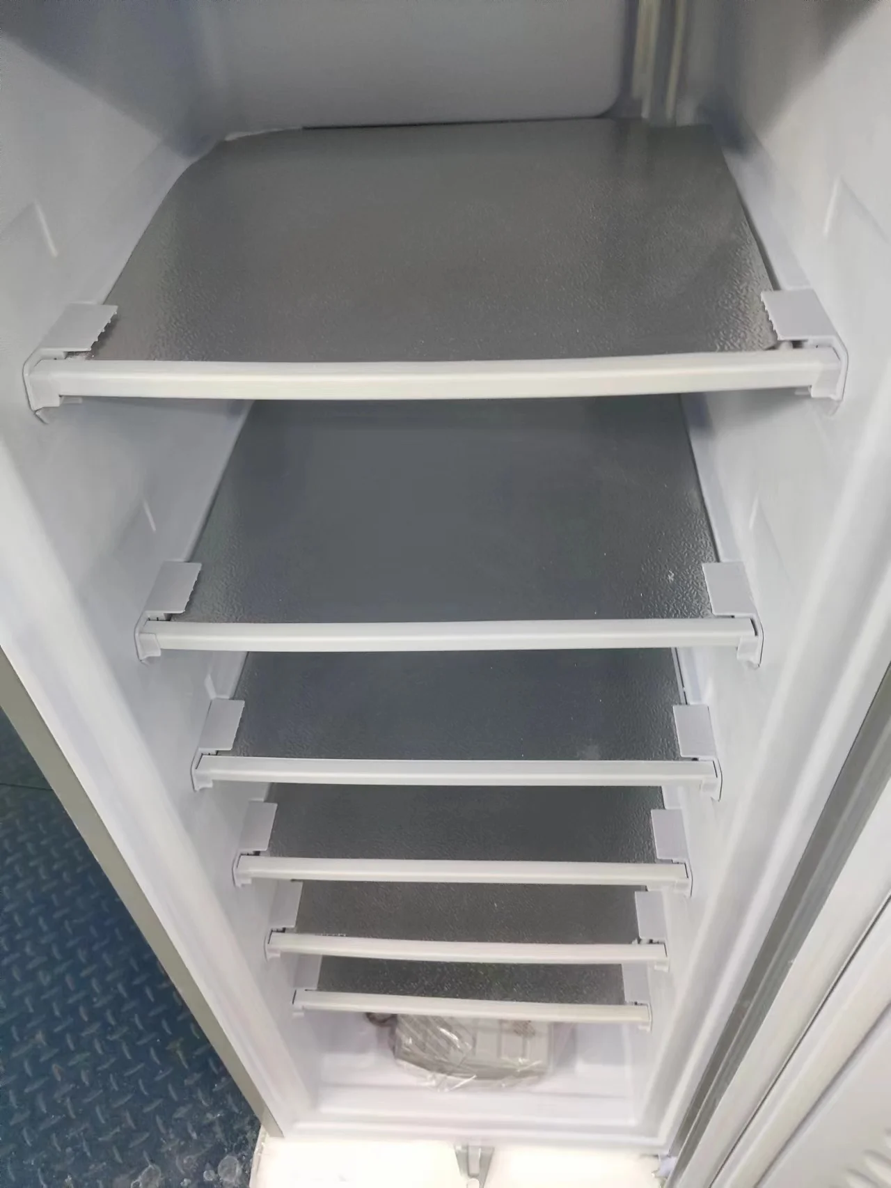 198 Liters Upright Ice Block Freezer - Reliable & Efficient