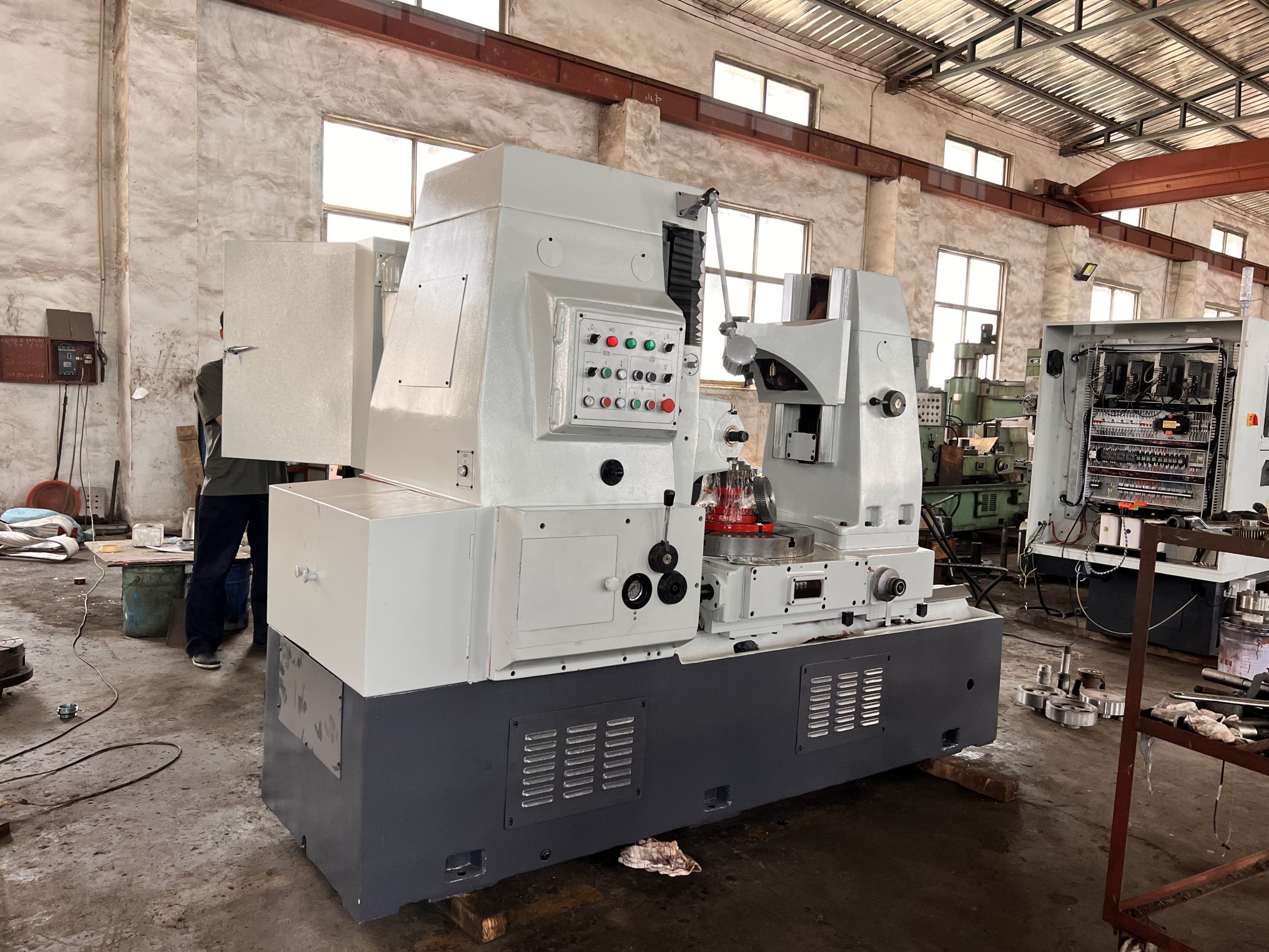 Y3150 Gear Hobbing Machine Mesin Gear Making Machine Gear Cutting ...