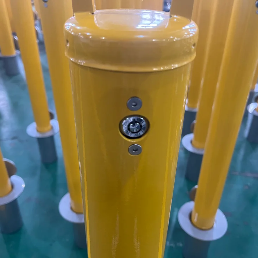 Galvanised Steel Bollard Movable Bollards With Locks Pedestrian ...