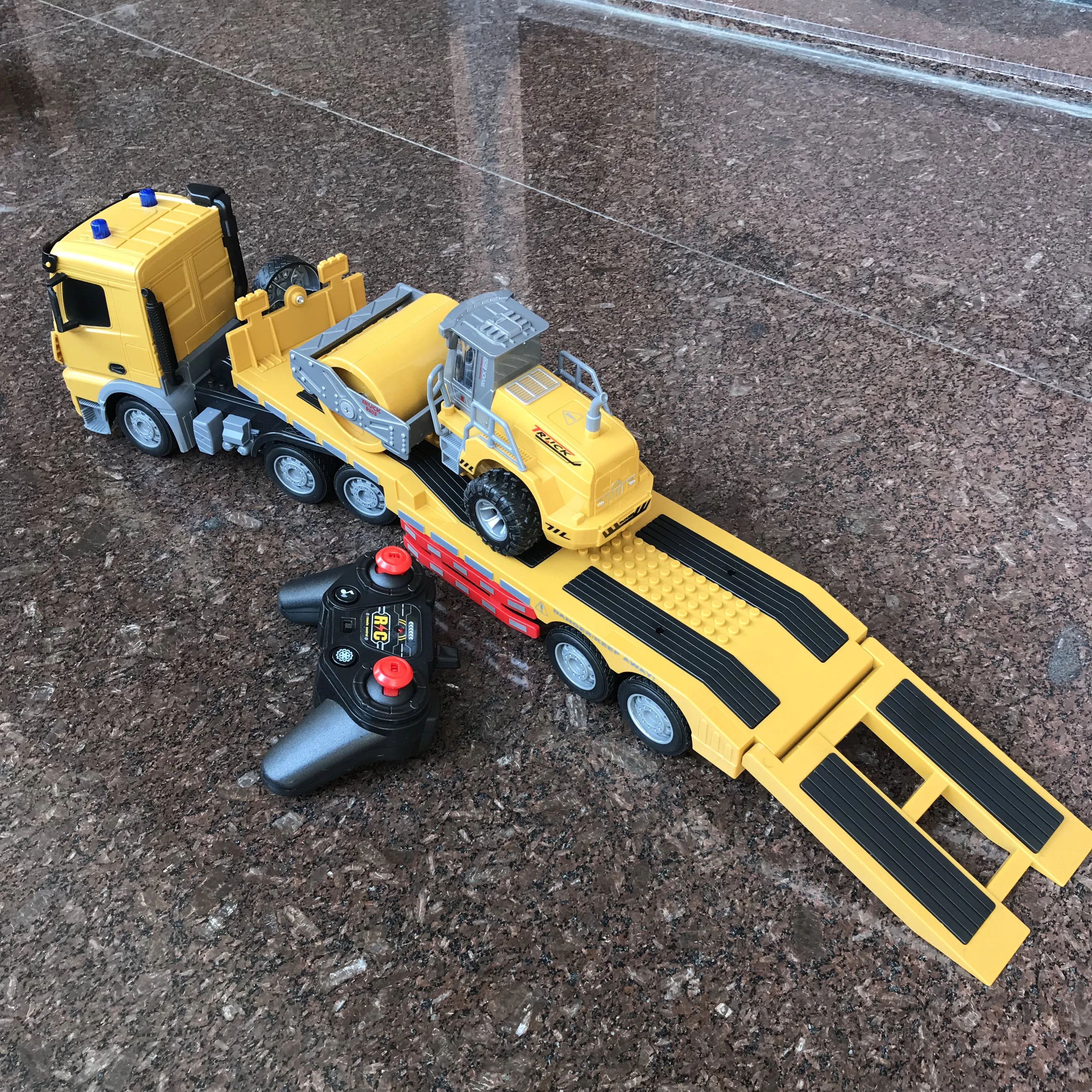 RC Truck Detachable Flatbed Semi Trailer - 1:24 Scale Remote Control ...