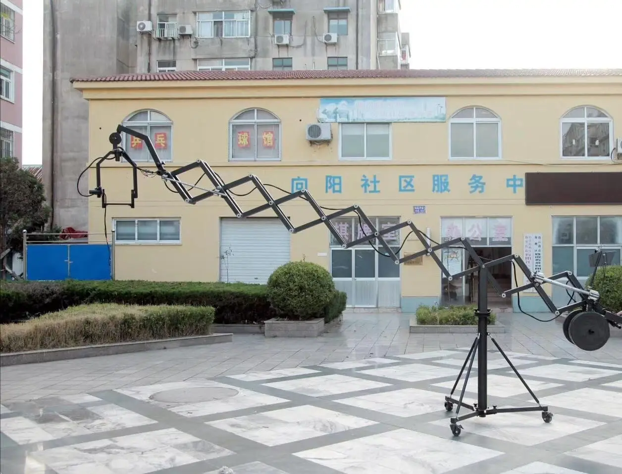 Electric Extendable Retractable Flexible Scissor Arm Jib Crane - Buy ...