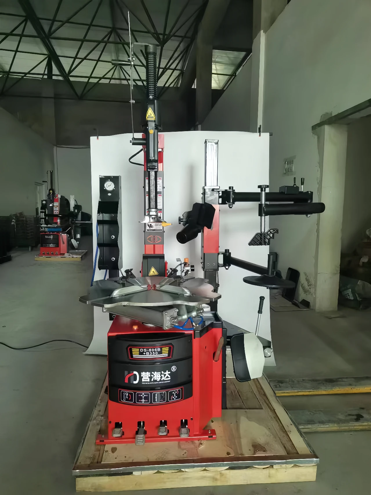 Full Automatic 24" Lean Back Tire Changer & Tire Balancer Combo Swing ...