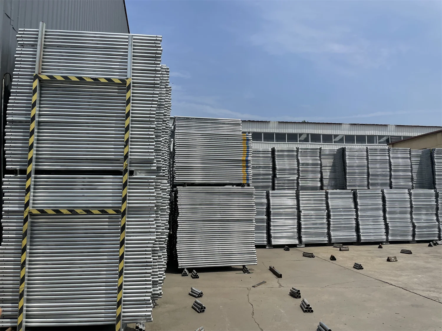 H Type Frame Scaffold Set Iron Steel Frame Construction Mobile Walkthru ...