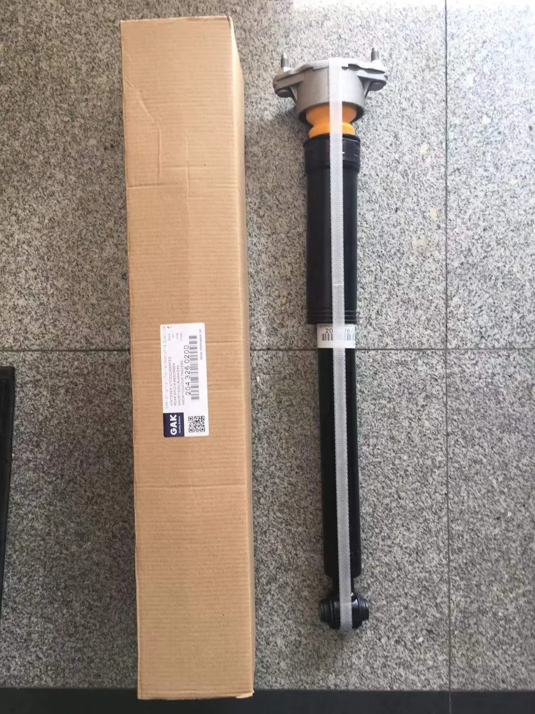 Gak Rear Shock Absorber 2043260200 2043262800 2043260300 2043260900 ...