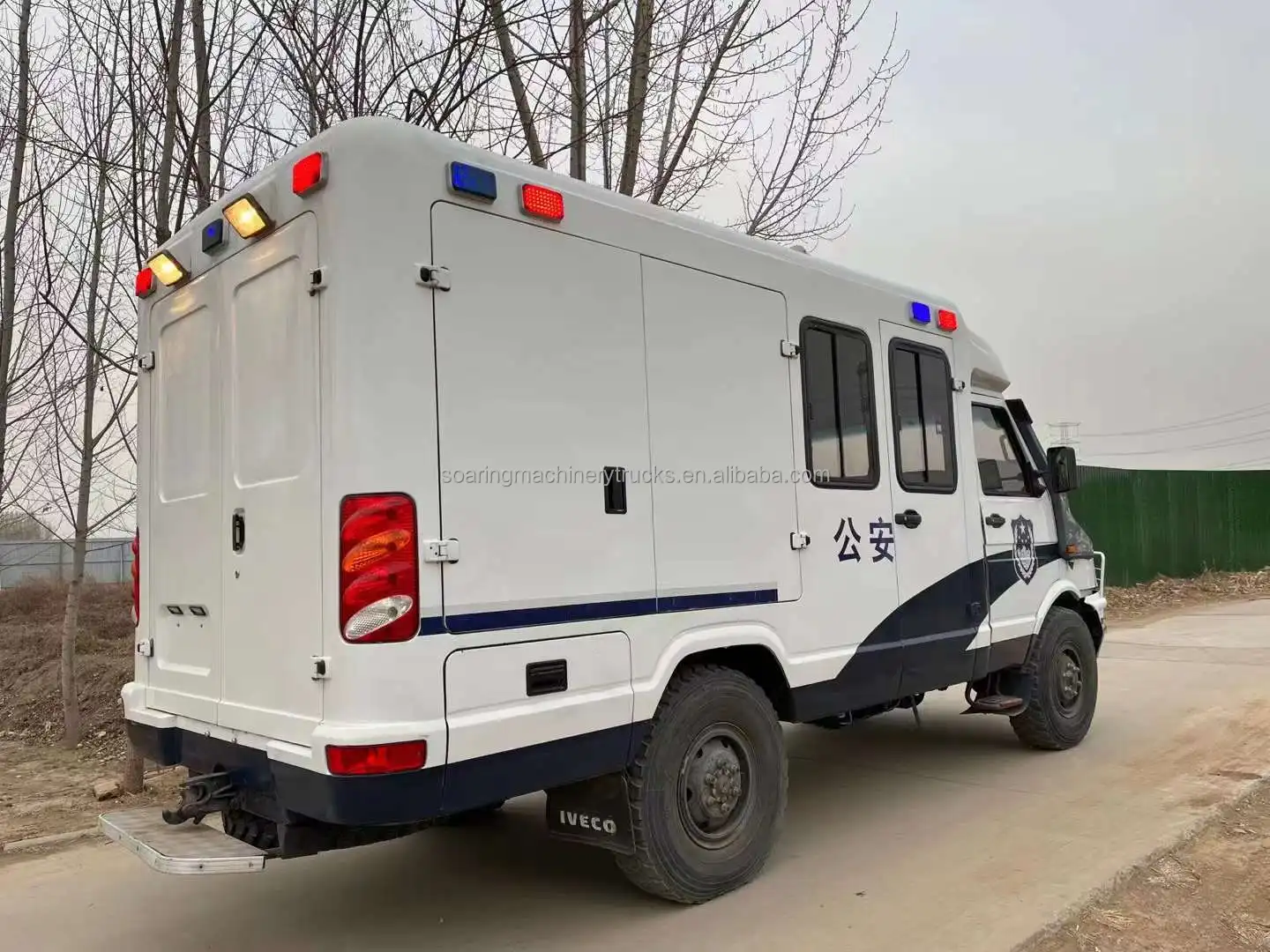 IVECO Mini Tipper Truck - Reliable Diesel Cargo Solution