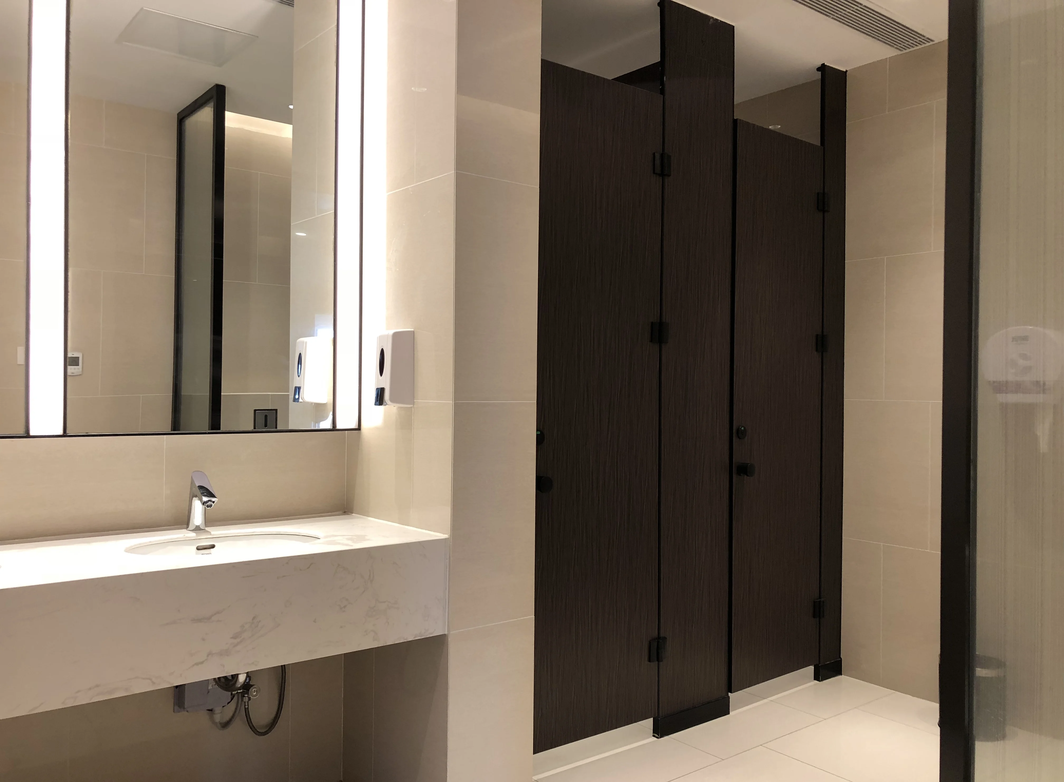Modern Compact Laminate Board Toilet Partitions Waterproof Toilet ...