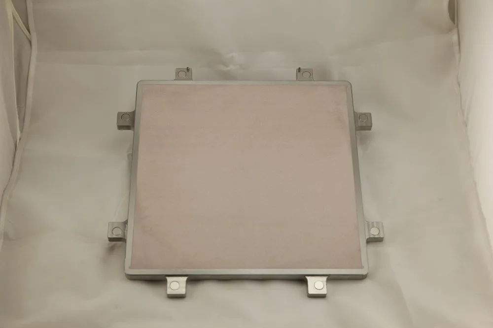 Metal Chuck Table for Semiconductor Wafers - Hydraulic Clamping for ...