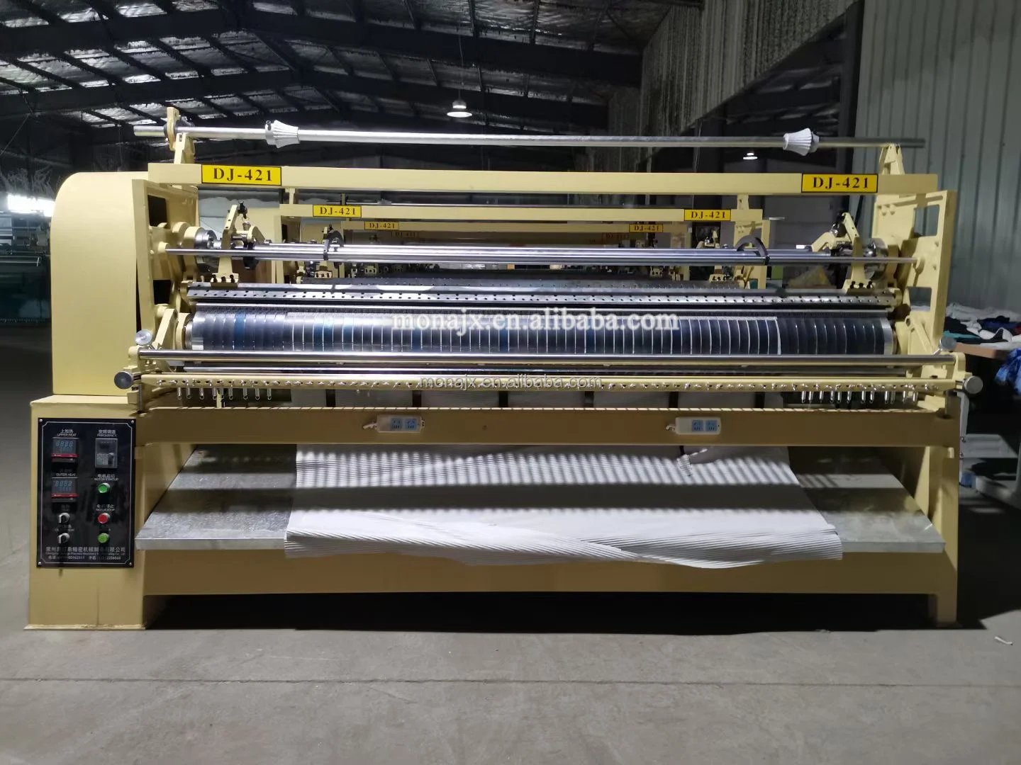 Automatic Computer Textile Fabric Pleater Pleating Machine For Smocking ...