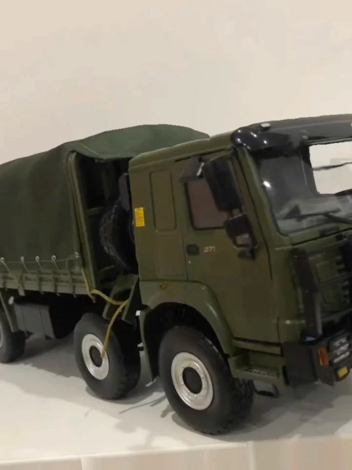 Military Vehicles Model Army Truck No Voltage - Buy Decorative Metal ...