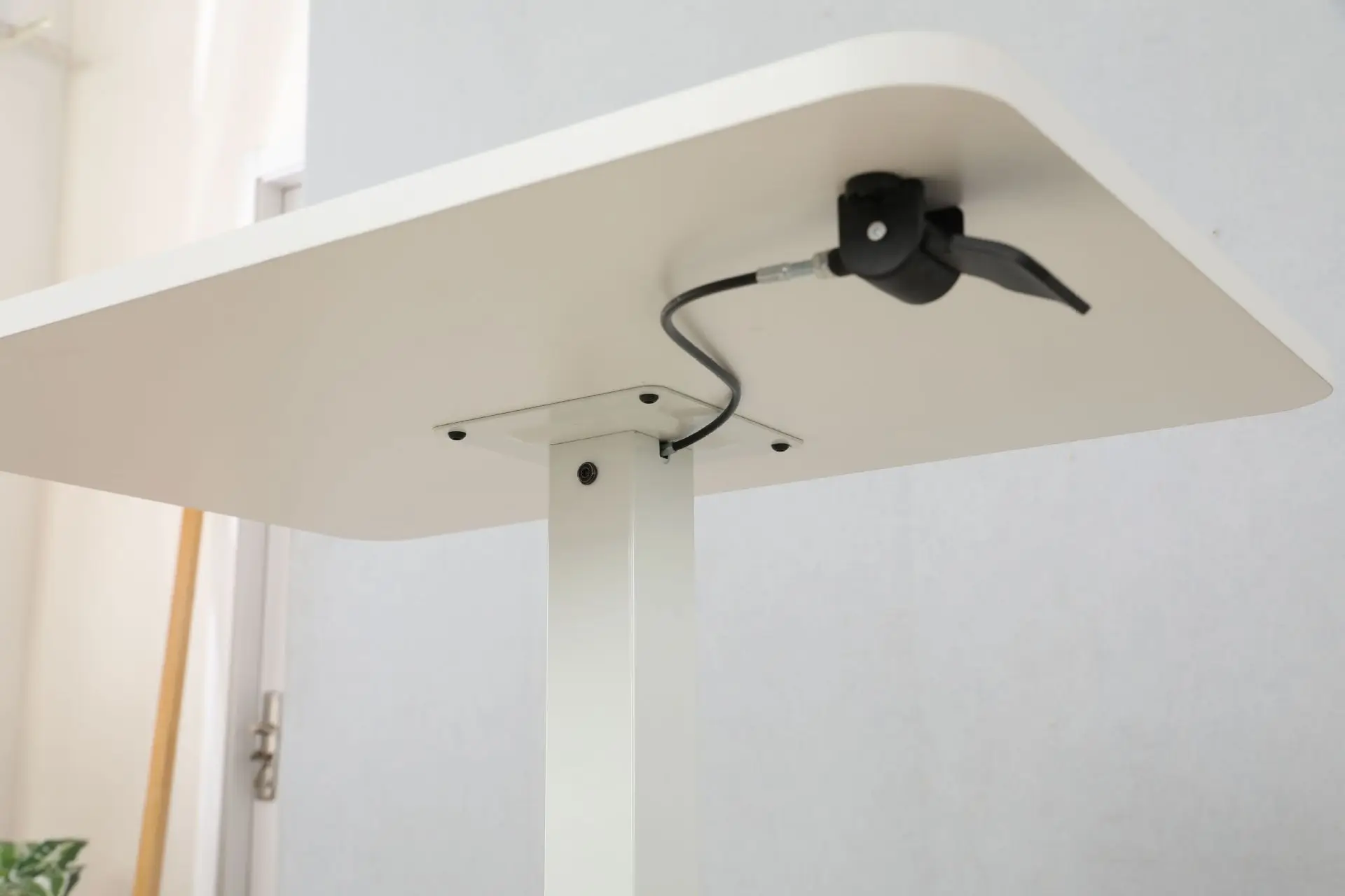 Modern Elegant Leg Telescopic Height Adjustable Lift Sit Down To Stand ...