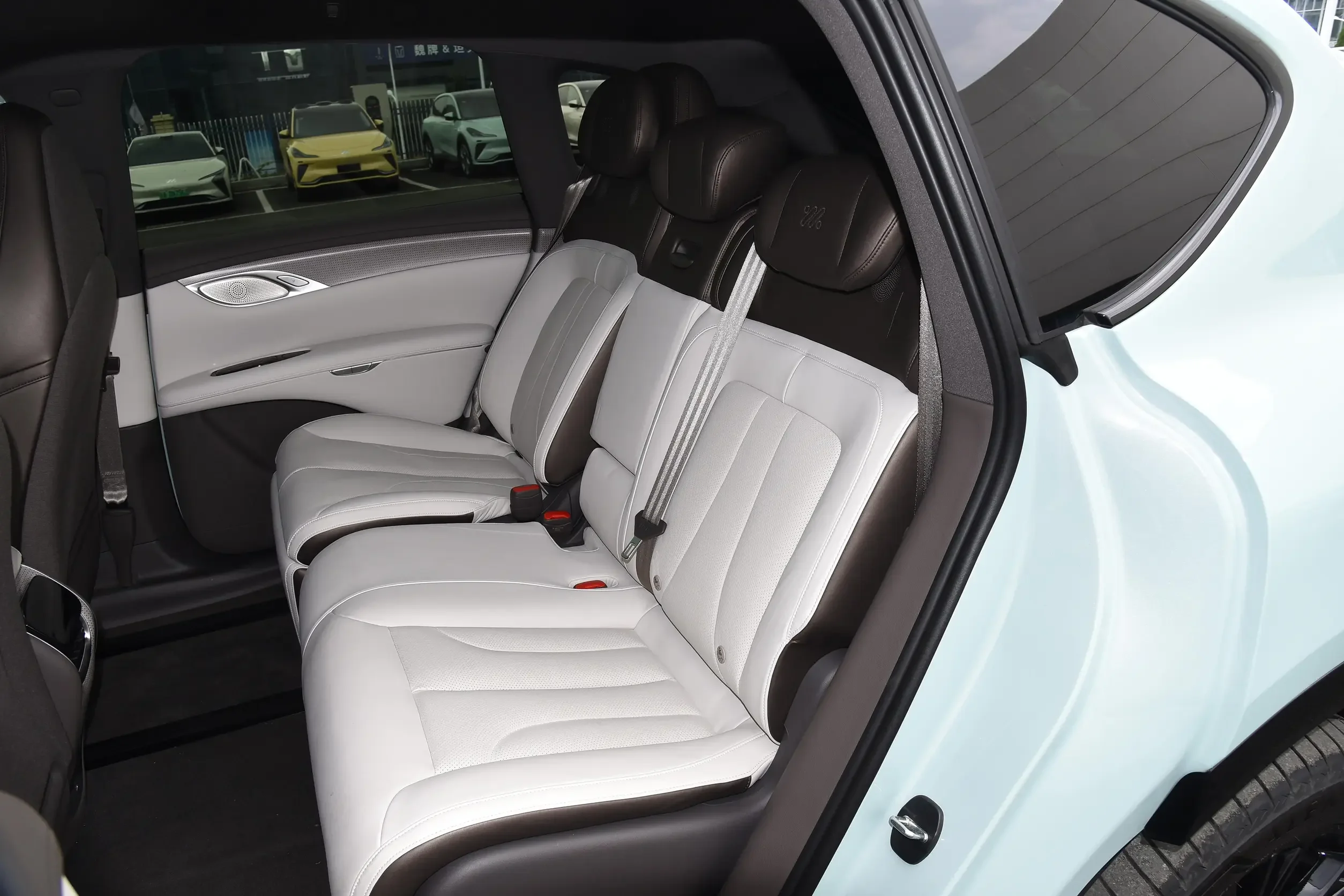 New Sale 2023 Im Ls7 Pure Electric 5-door 5-seat 0km Used Cars With High Speed Large Space China ...