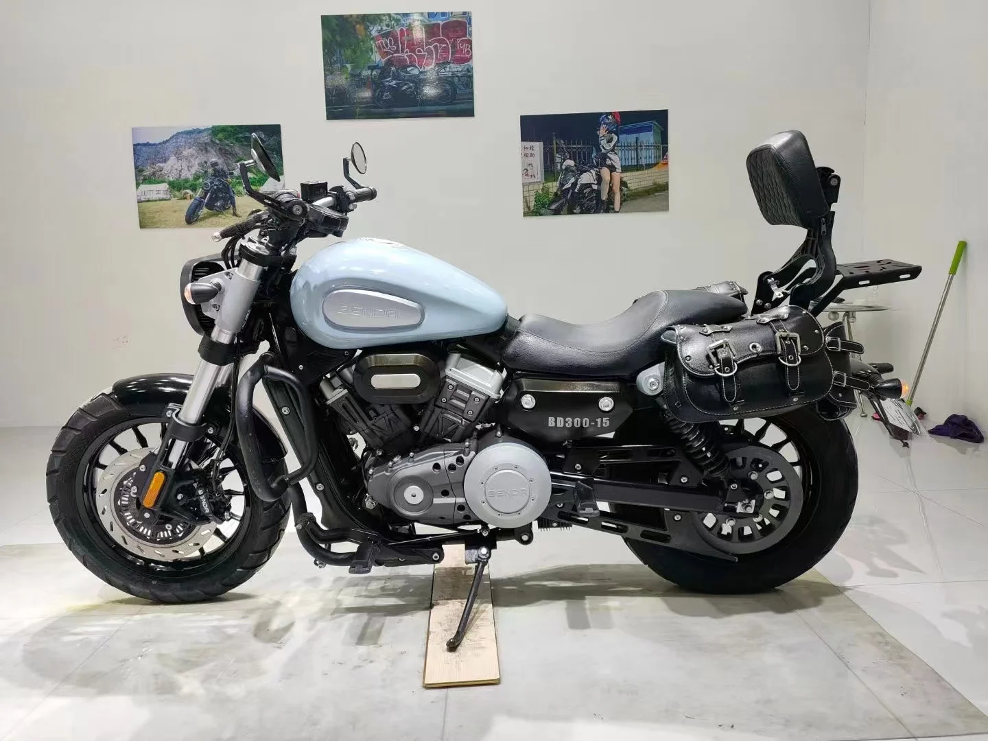 Second Hand 300cc Vintage Big Bike Motorcycles Moto Chopper