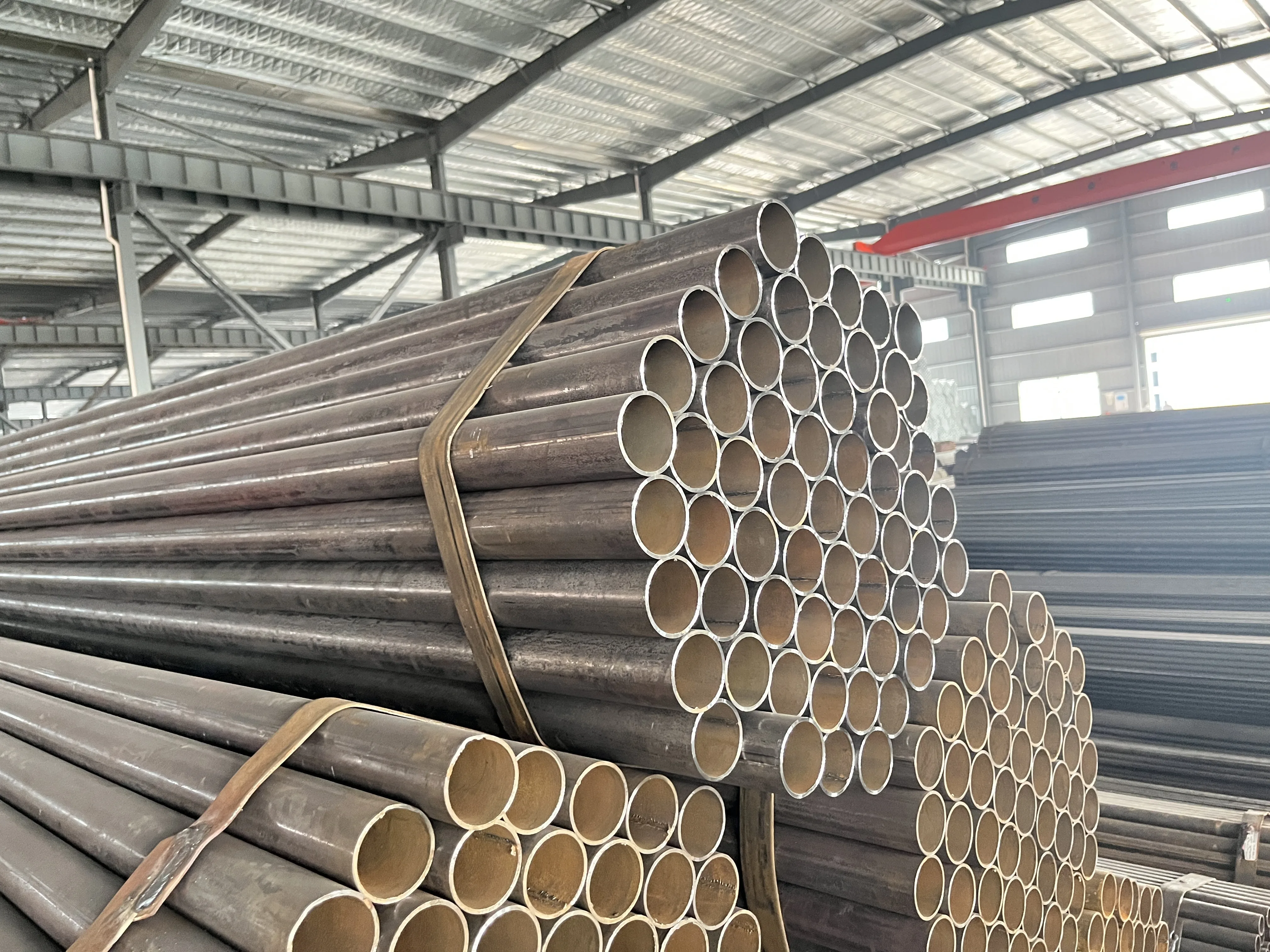 Carbon Steel Welded Round Pipe – Api & Iso Certified, Oem/odm