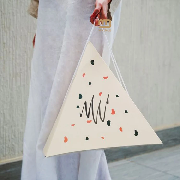 Custom Catering Bento to Go - Eco-Friendly Pyramid Boxes