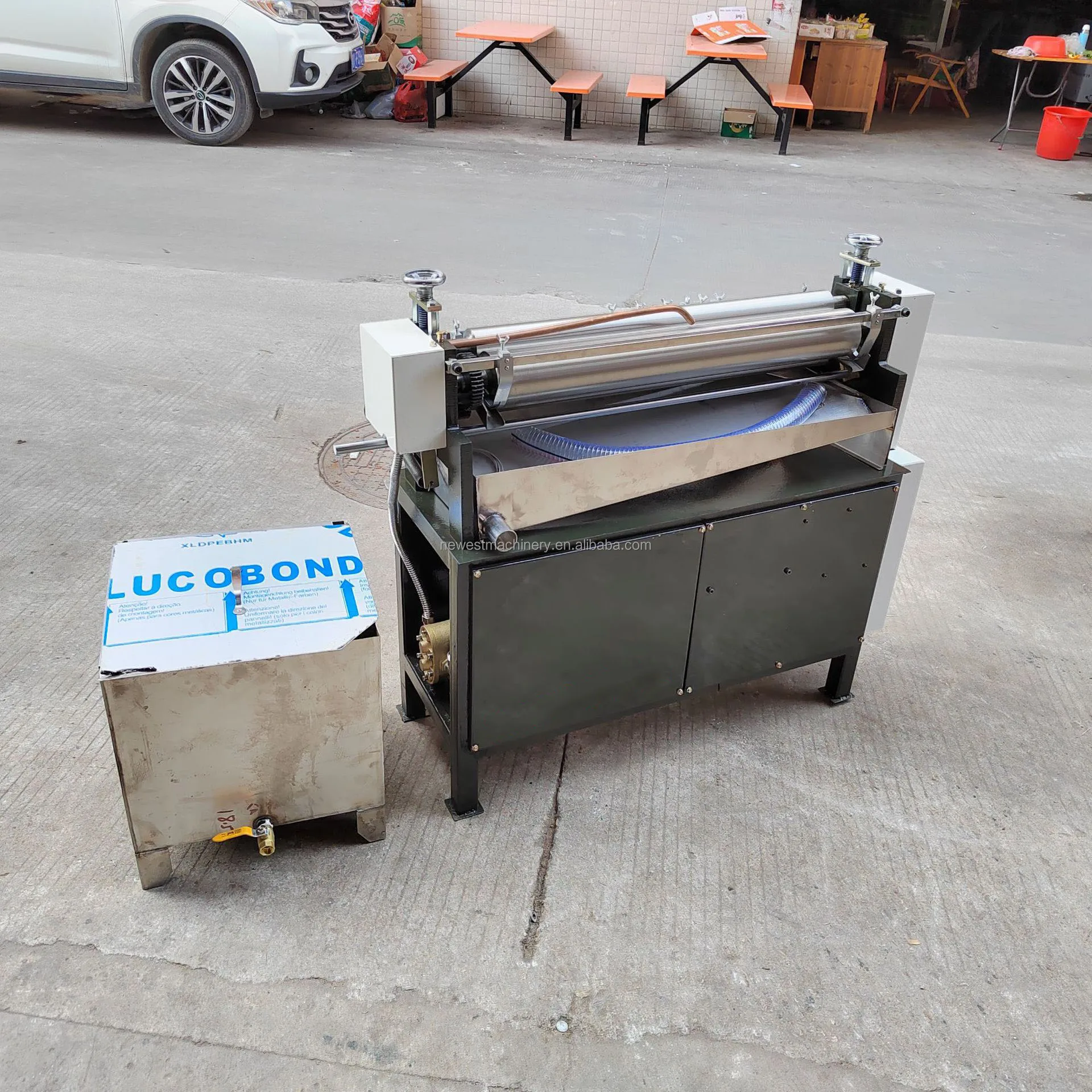 Industrial Semi Automatic Top Side Paper Sticker Gluing Machine