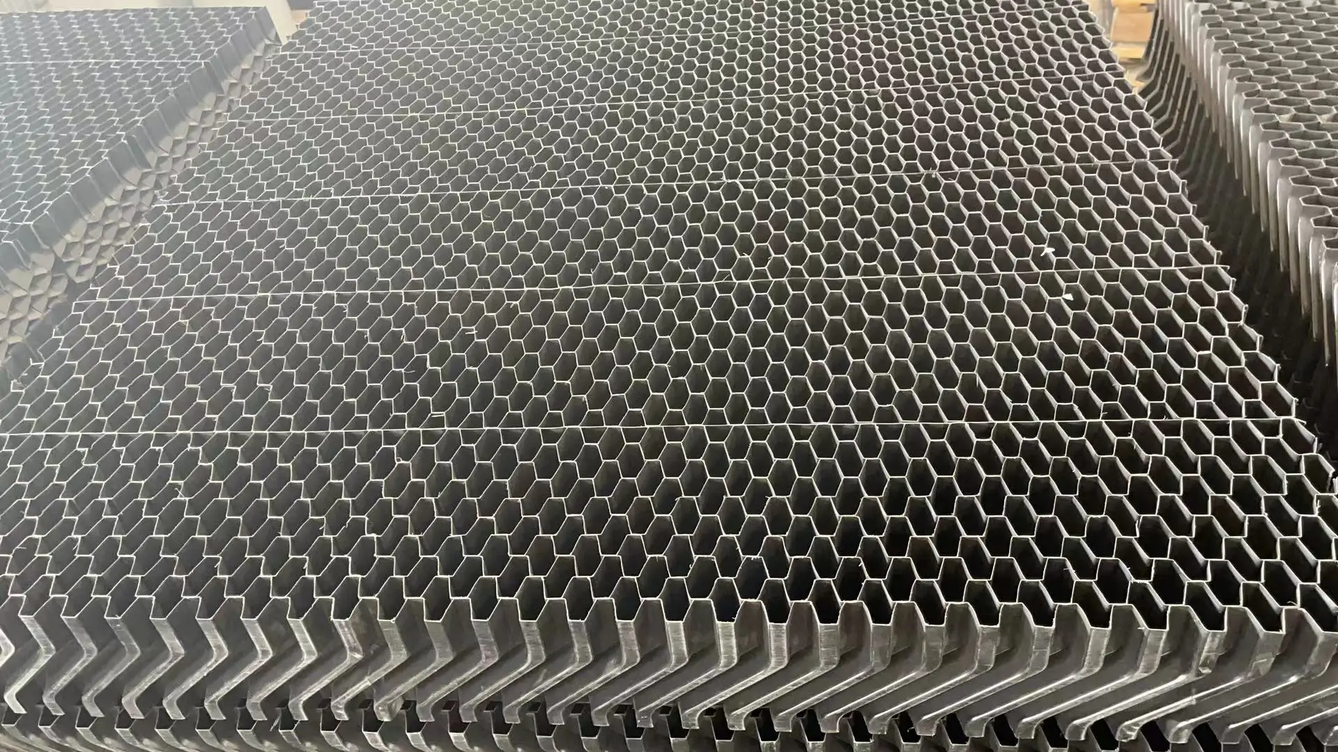 Cooling Tower Drift Eliminator PVC PP Material Crossflow Water Cooling ...