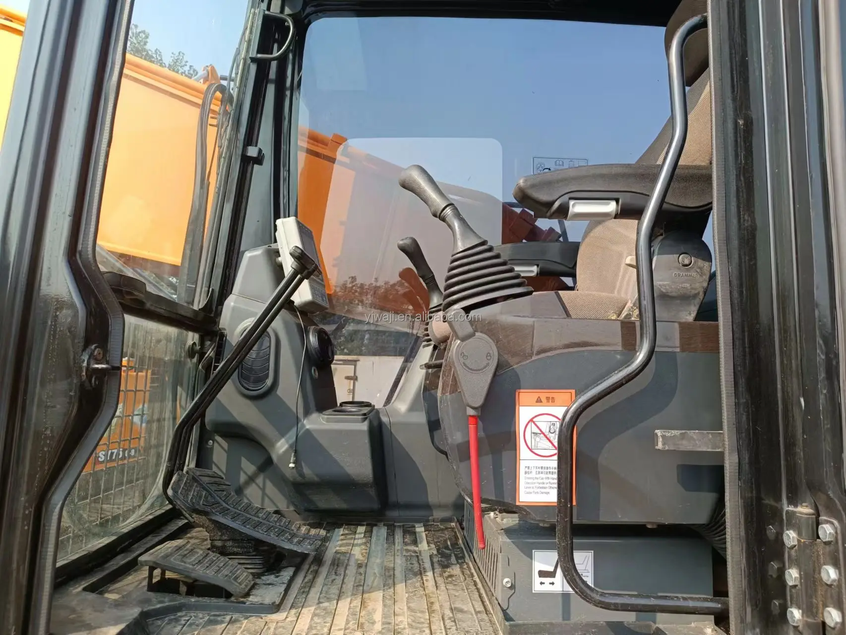 Sy215c/sy70c Second Hand Crawler Excavator Chinese Excavator For Sale ...