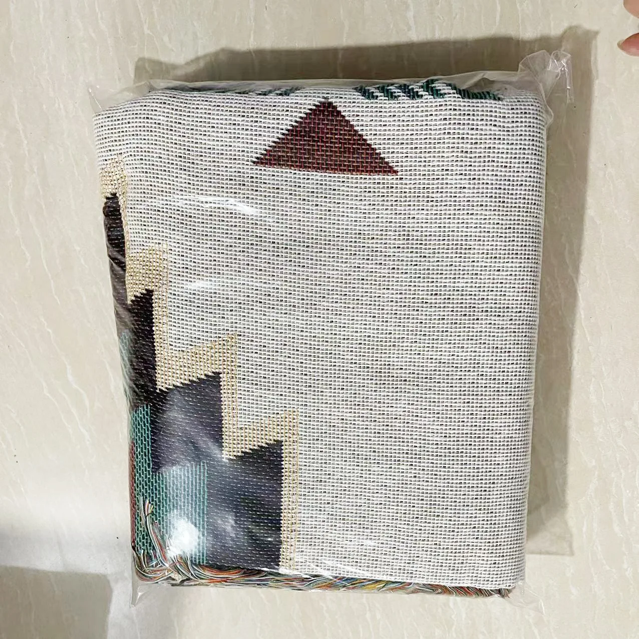 Wholesale European American Style Turkey Tassel Jacquard Weave Custom Geometry Tapestry Woven
