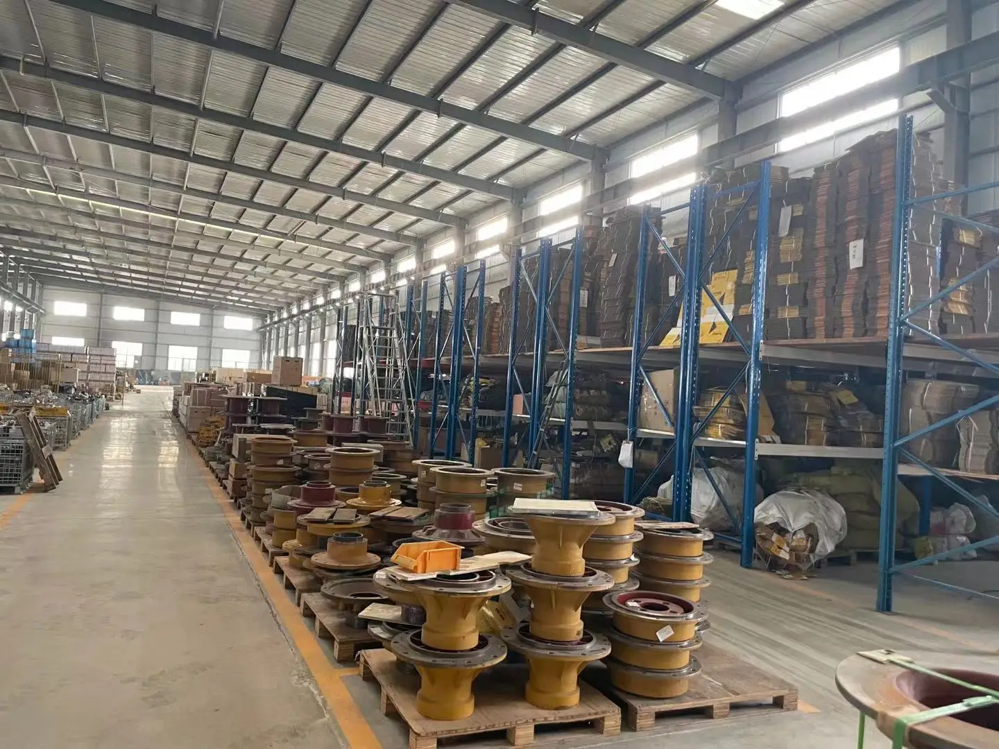 4120000675 Sdig 953 Booster Wheel Loader Spare Parts Heavy Truck Engine ...