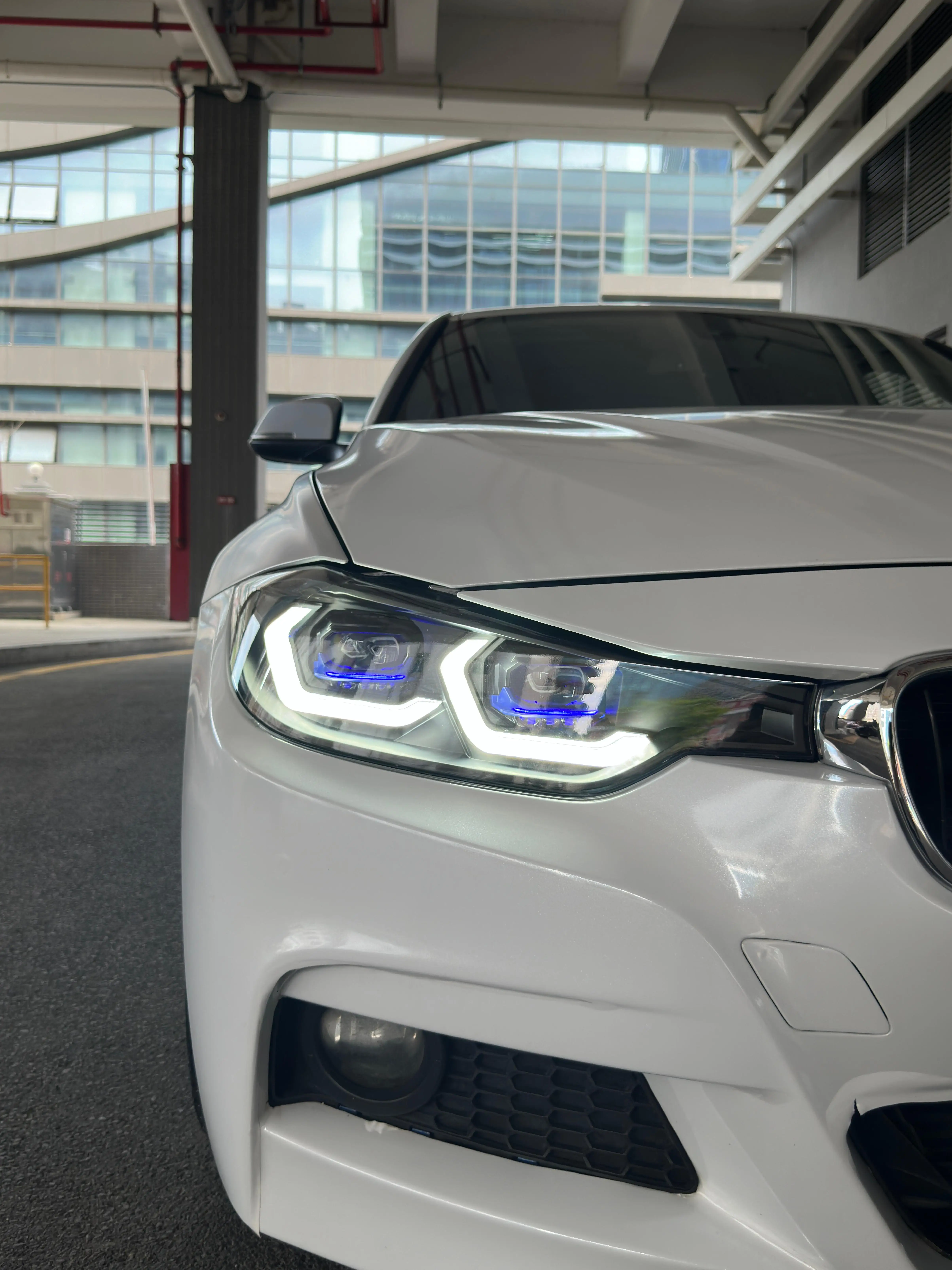 SJC Auto New Upgrade Laser Head Lights for BMW 3 Series