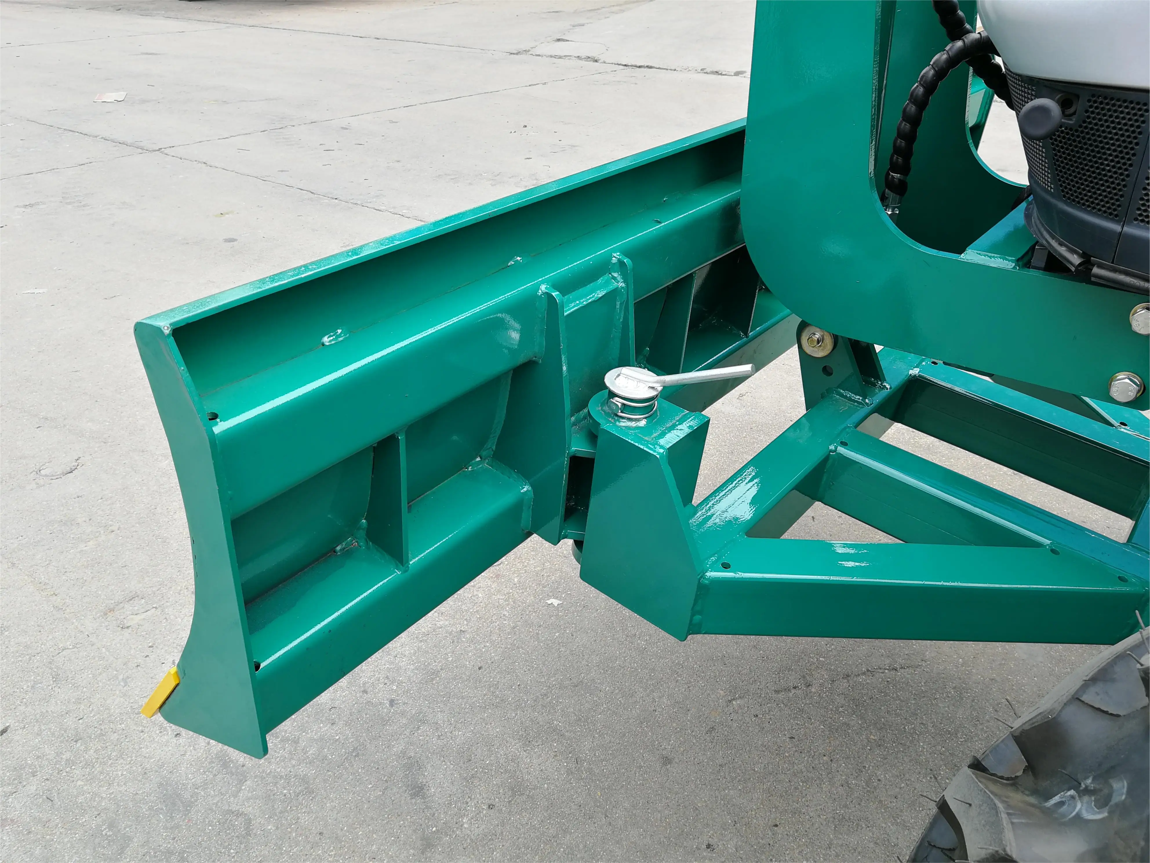 Farm Equipment Tractor Blade High Efficiency 130-180hp Tractor Front ...