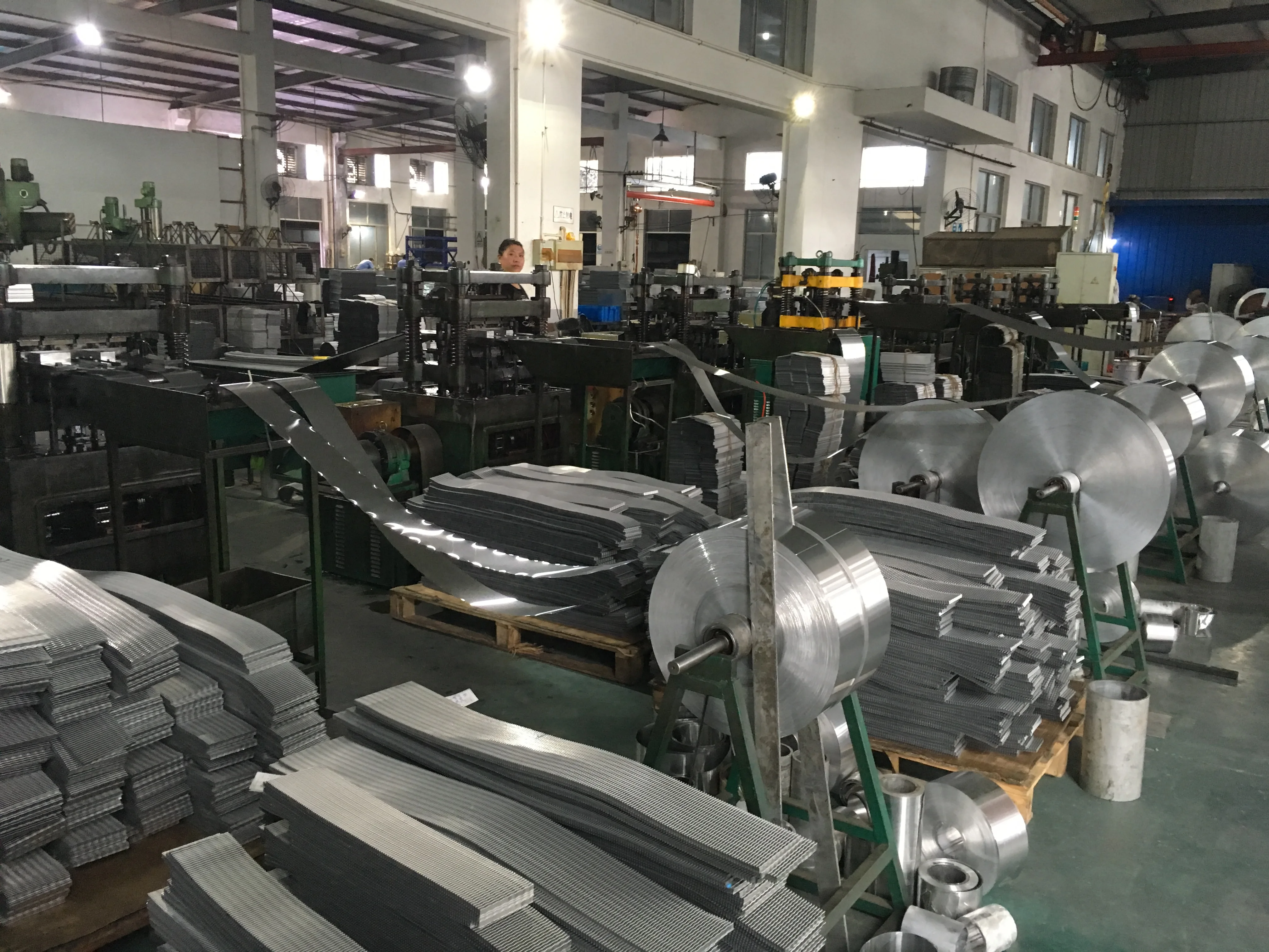 Car Aluminium Radiator For Isuzu Toyota Ford Mitsubishi Car Radiator ...