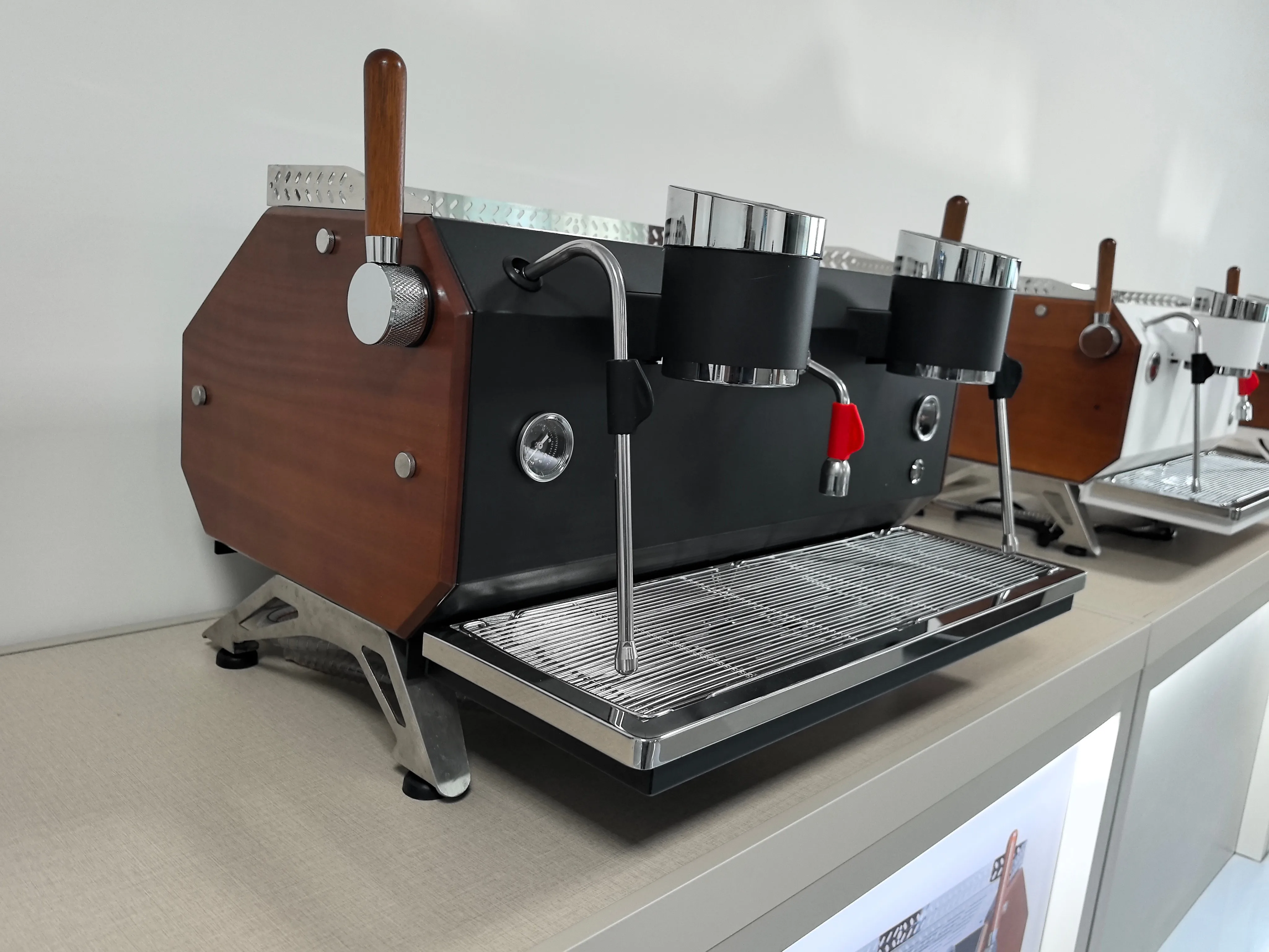 Dual Head Adjustable Grinder Programmable Shot Volume Black Metal ...