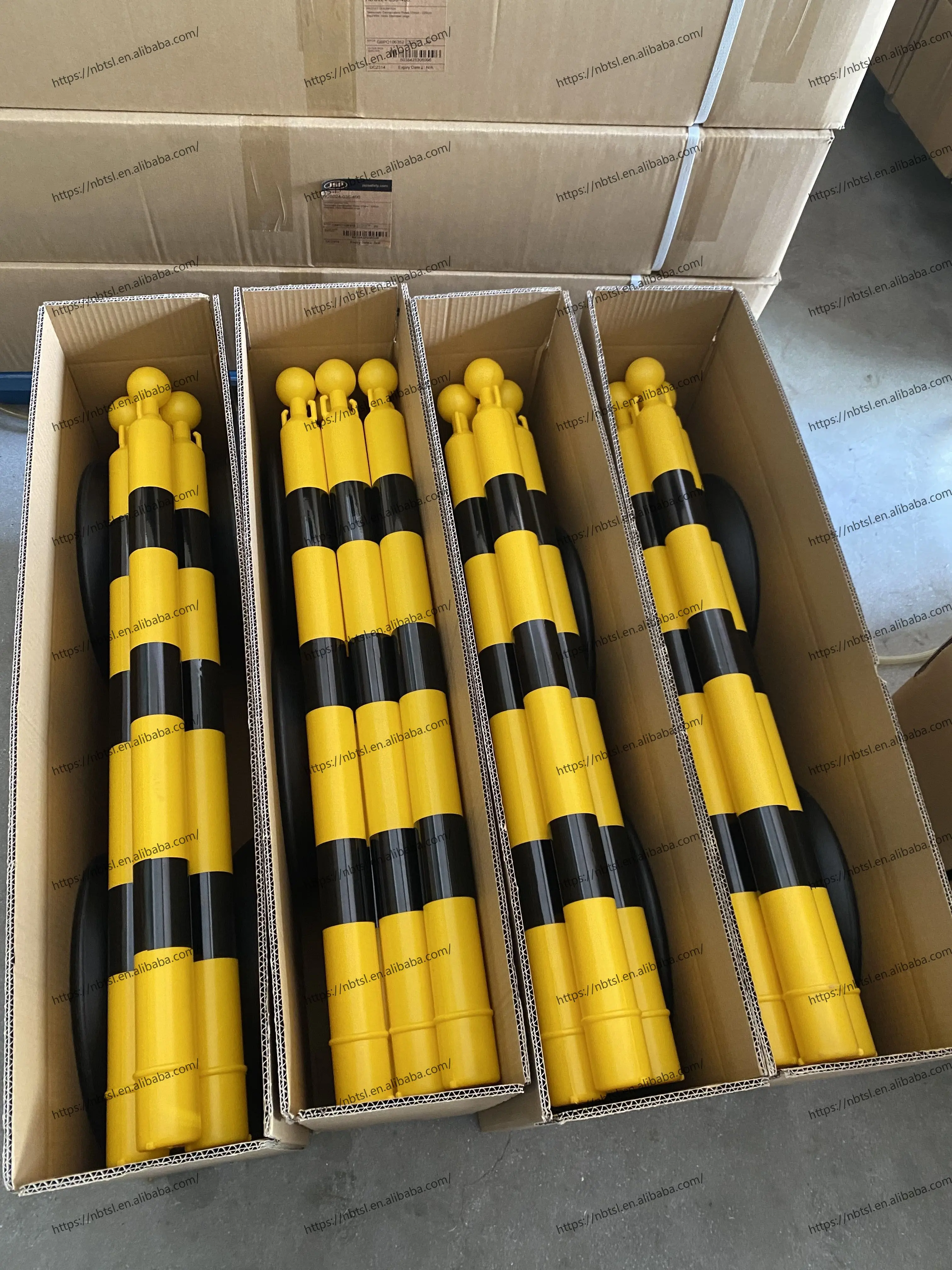 Movable PE Warning Post Base Hollow Sand Injection Sign Post Isolation ...
